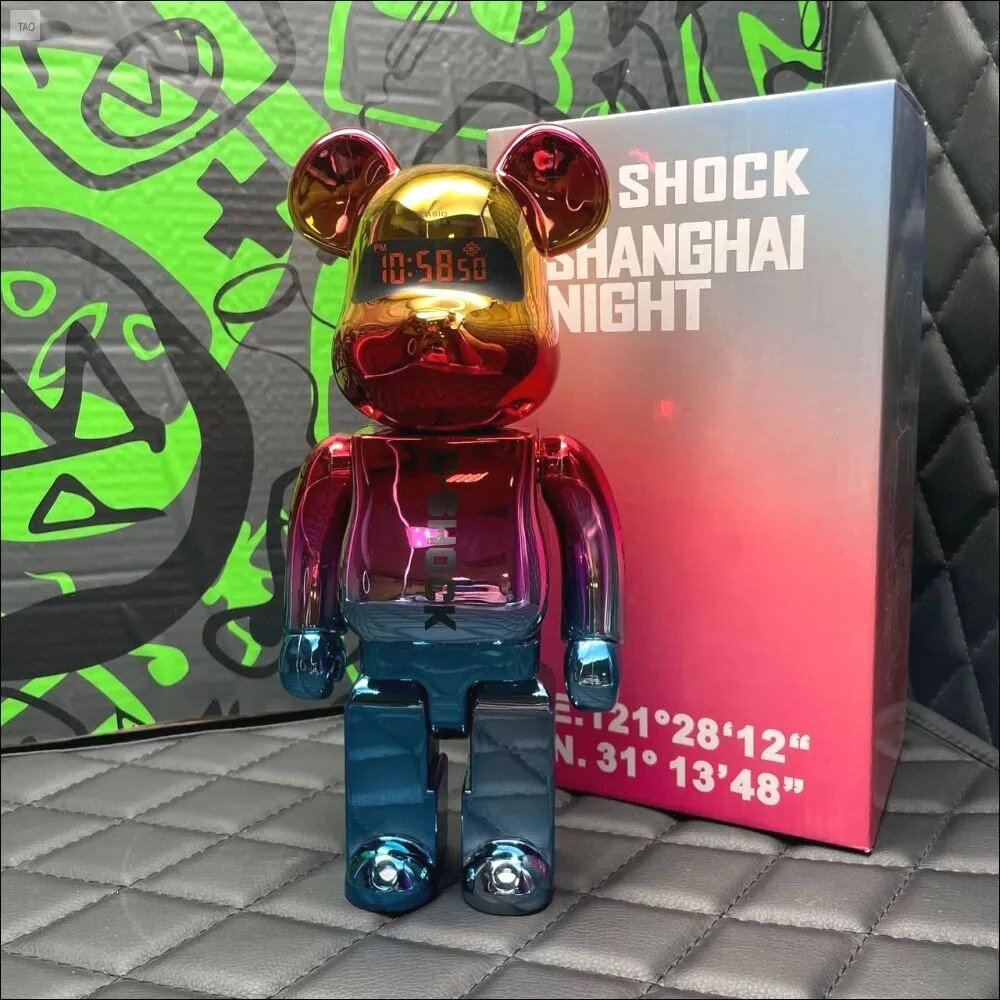 Игрушка Bearbrick G-Shock SHOCK SHANGHAI NIGHT 28см коллекционная фигурка из ABS пластика