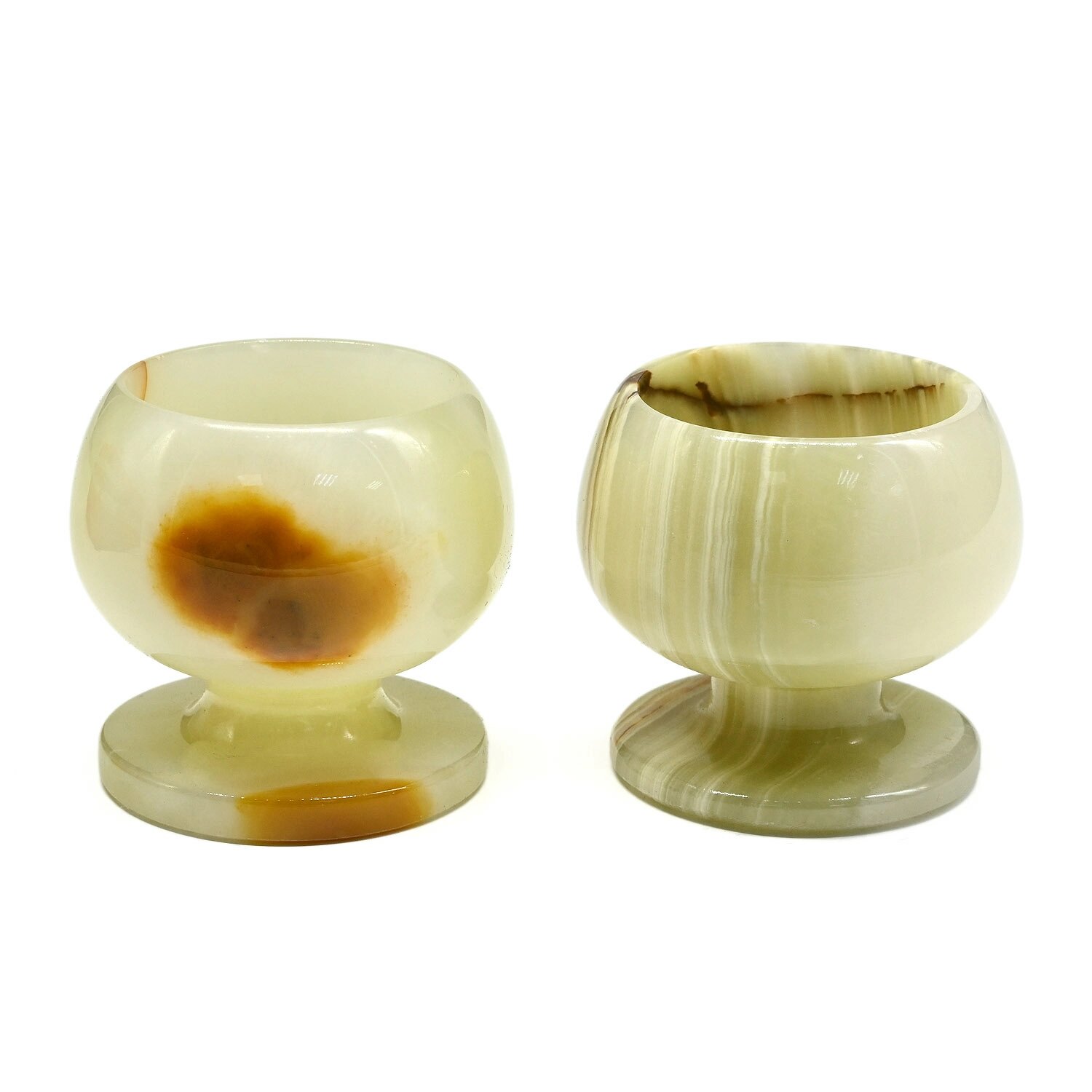 Рюмки из оникса 2 шт (50*50*45мм) уп. бархат .