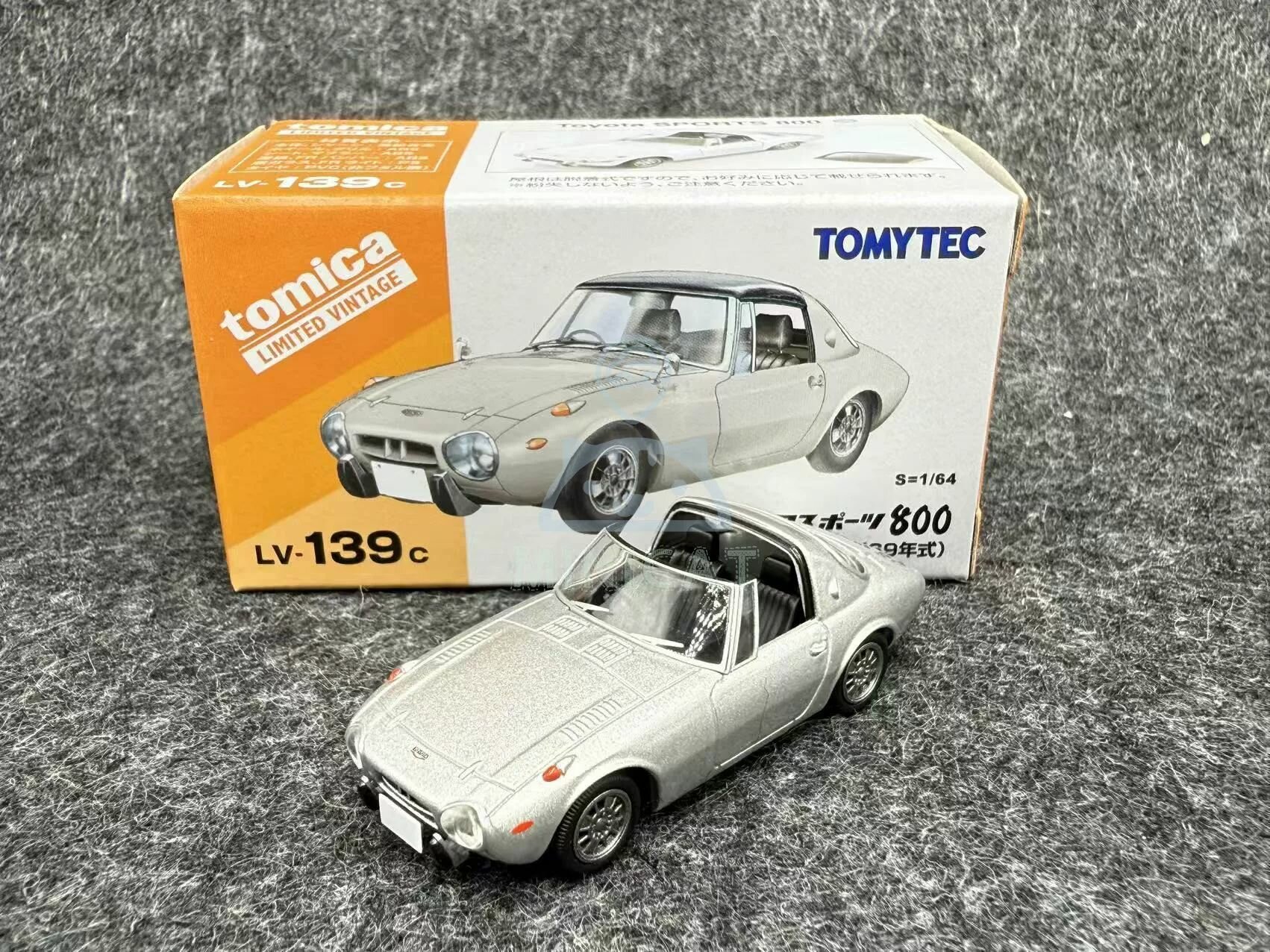 Машинка 2512 TOMYTEC 1:64 TLV LV-139c Toyota sports 800 1969 Silver Die-cast Alloy Model Collection Toy Children Gifts