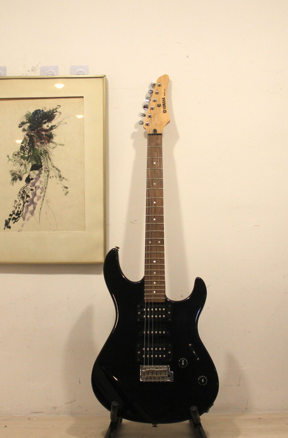 Электрогитара Yаmаha ERG 121