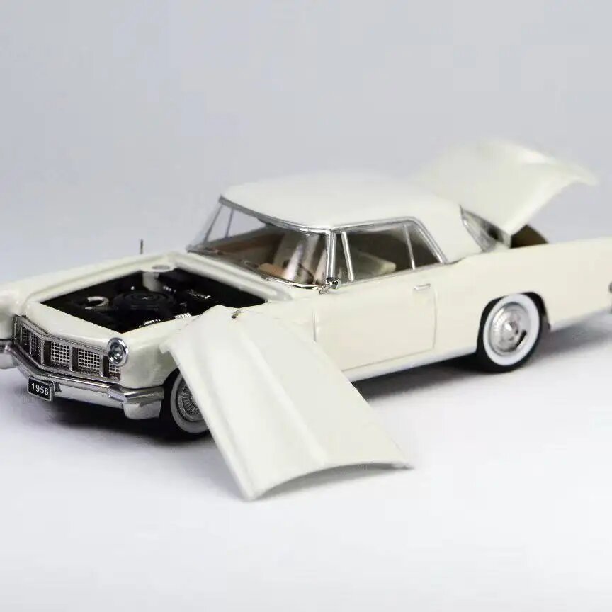 Maisto 1:64 1956 Lincoln Continental Mark II модель автомобиля