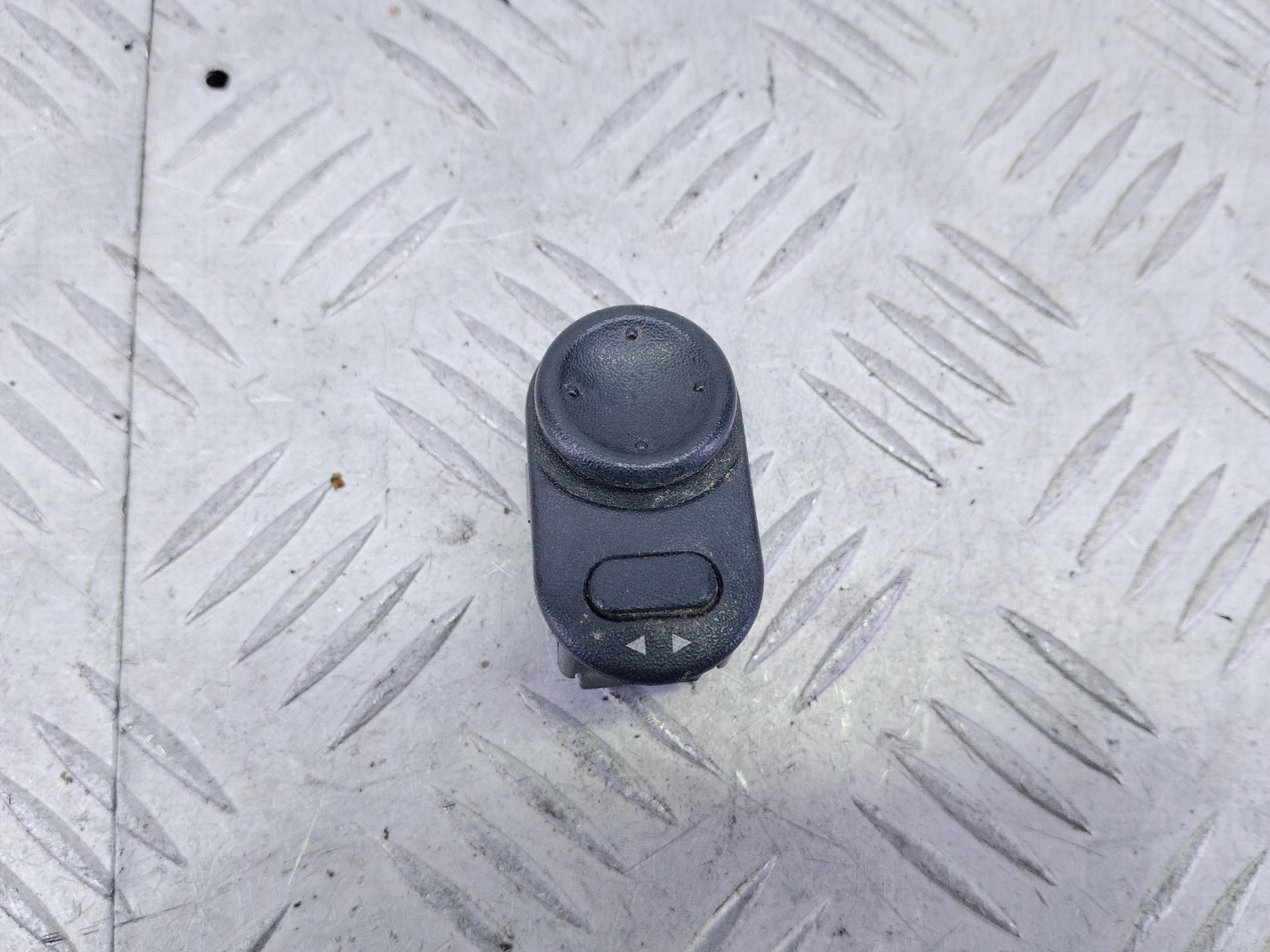 Джойстик регулировки зеркал Opel Zafira A рест. 2004 09226861