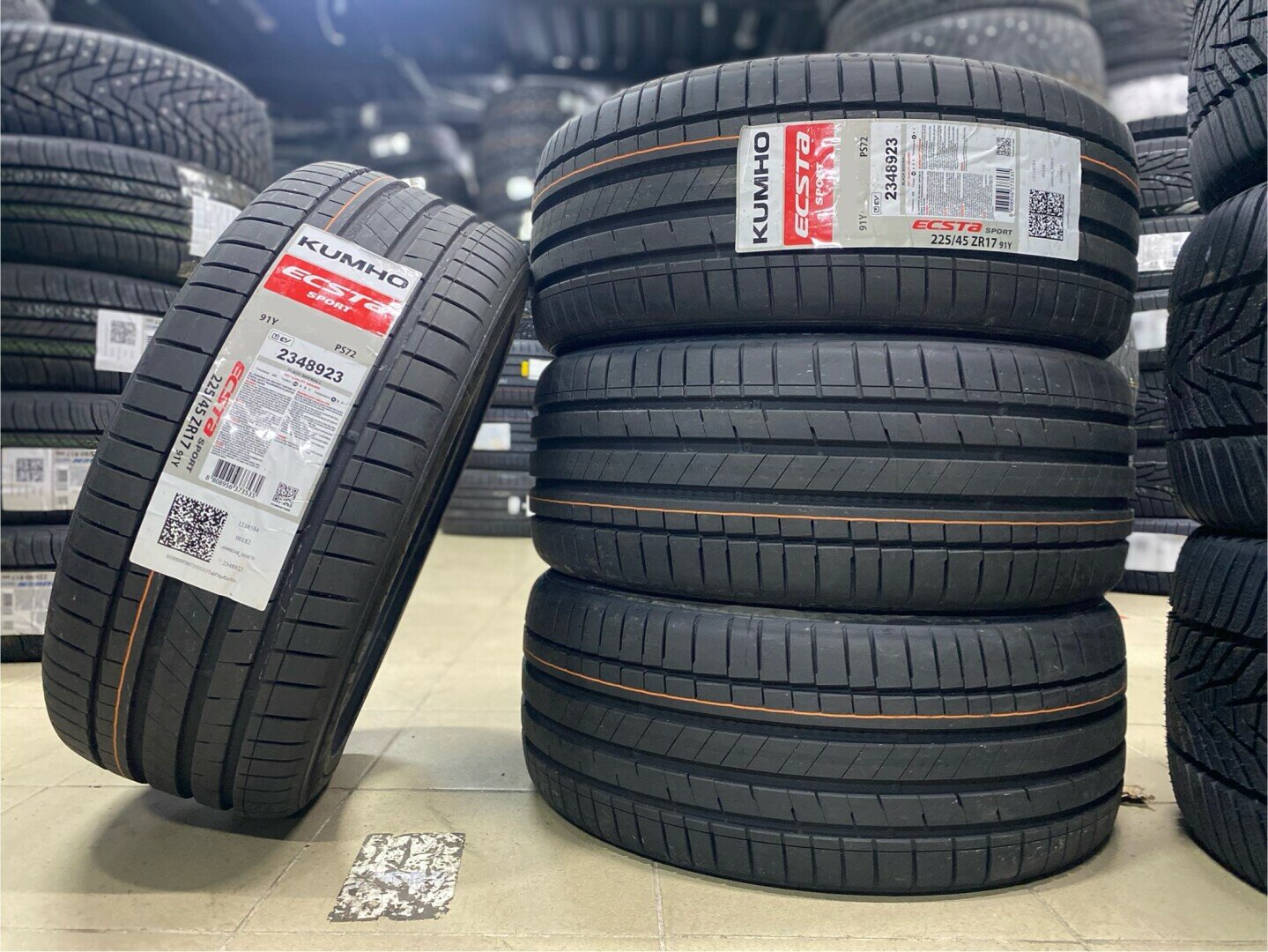 Автошина Kumho PS72 Ecsta Sport 275/35 R19 100Y летняя бескамерная