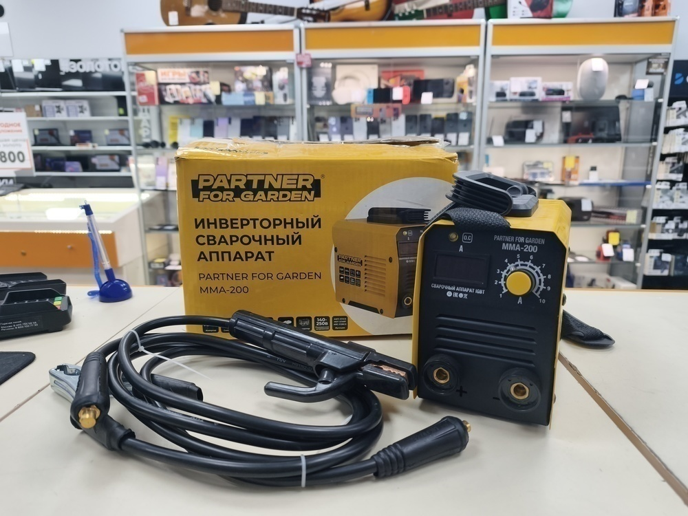 Сварочный аппарат инверторный PARTNER FOR GARDEN MMA-200 IGBT (20-200А, 1.6-4 мм)