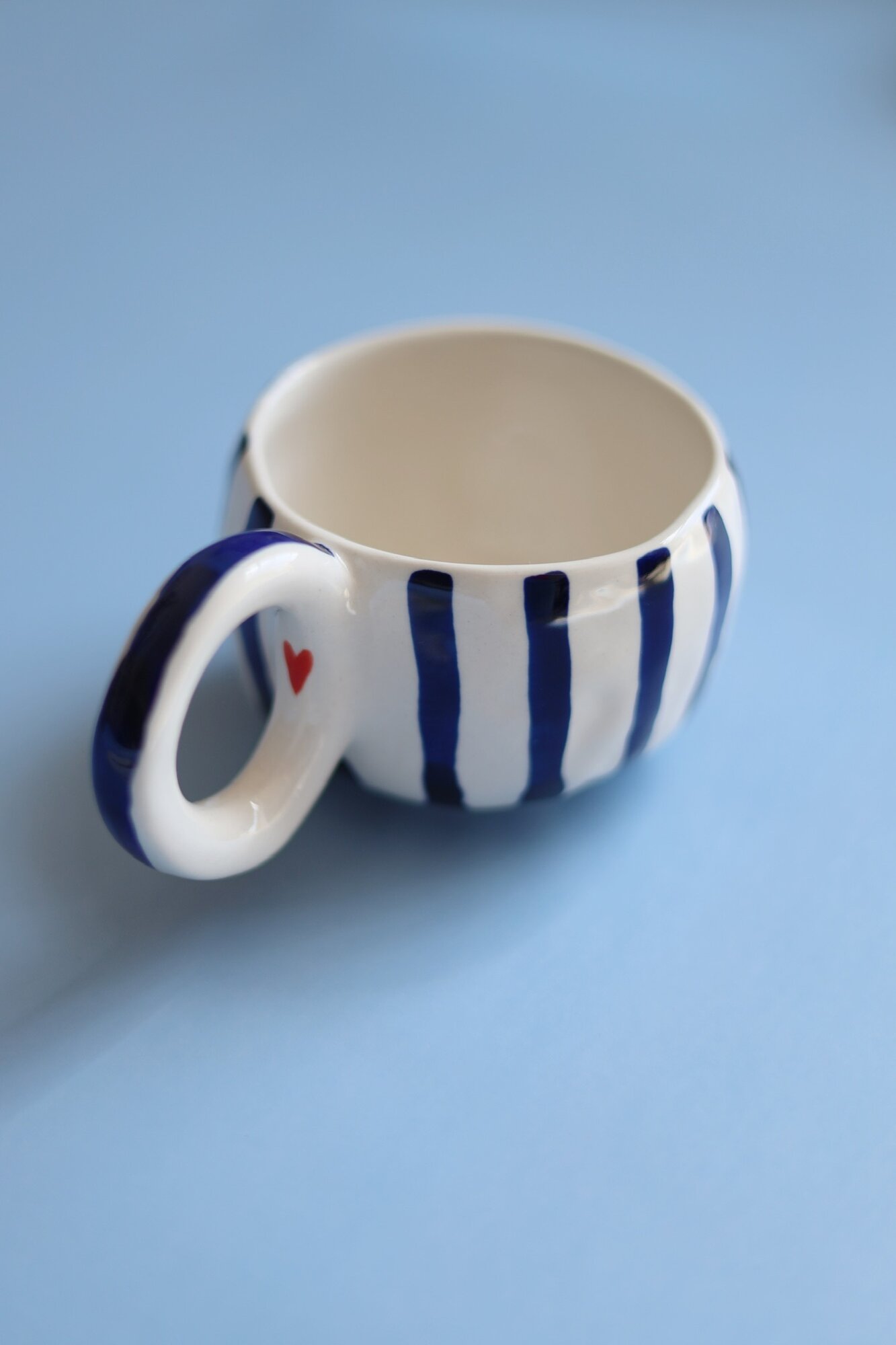 Чашка ZORCA CERAMICA "Полоска и сердце", полуфарфор, ручная работа, 200мл