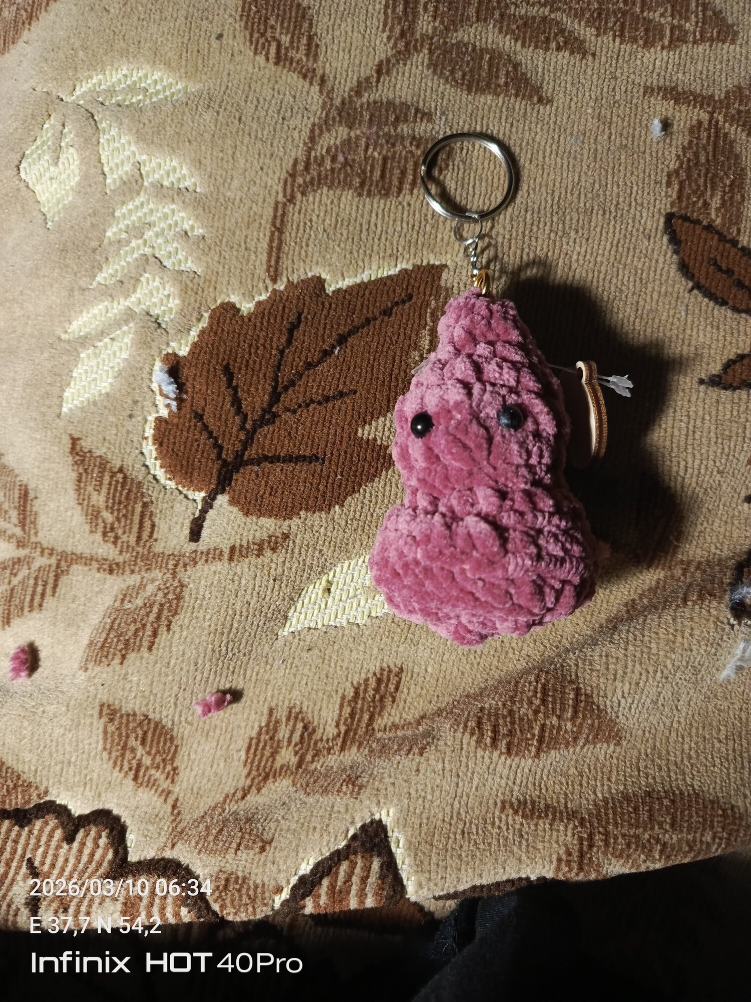 Вязанная мягкая игрушка брелок какашечка, ручная работа, плюш, синтепух.