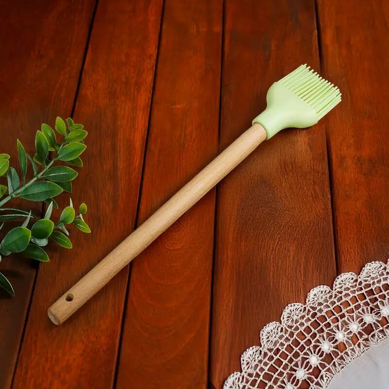 Кулинарная кисточка, 31 см, силикон, для смазывания выпечки, мяса и овощей соусами, маслом или маринадом, подходит для распределения жидких и полужидких ингредиентов.