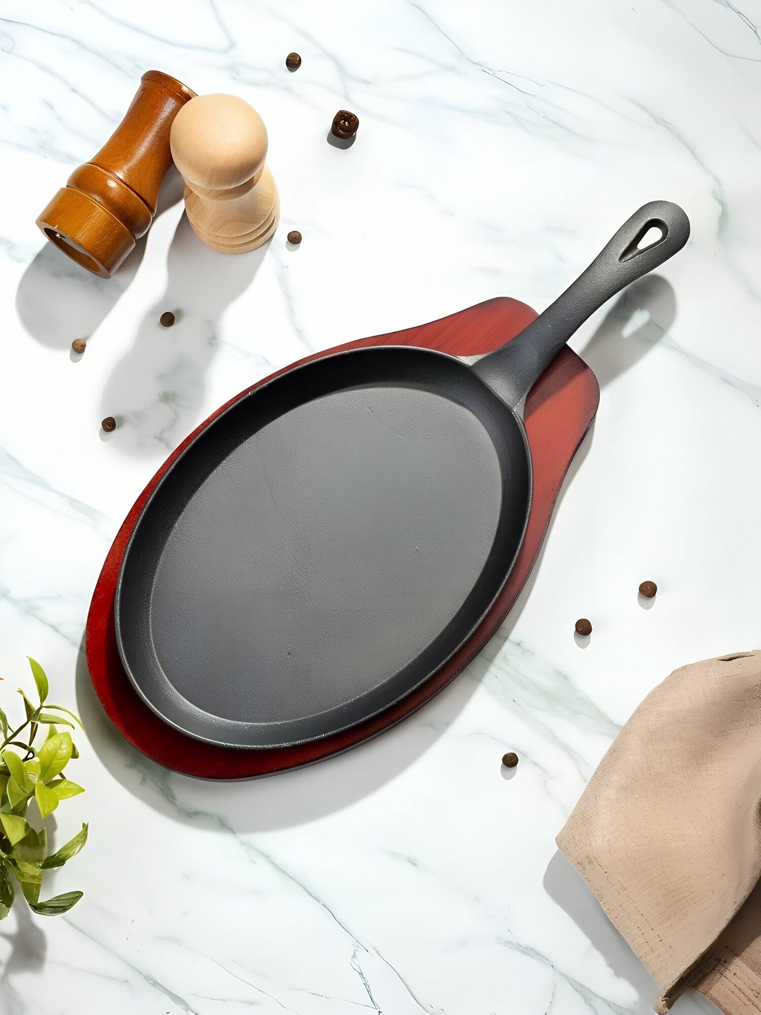 Сковорода чугунная овальная 26х18.5 см с подставкой для подачи блюд, универсальная для мяса, рыбы и курицы, артикул Y4-8877