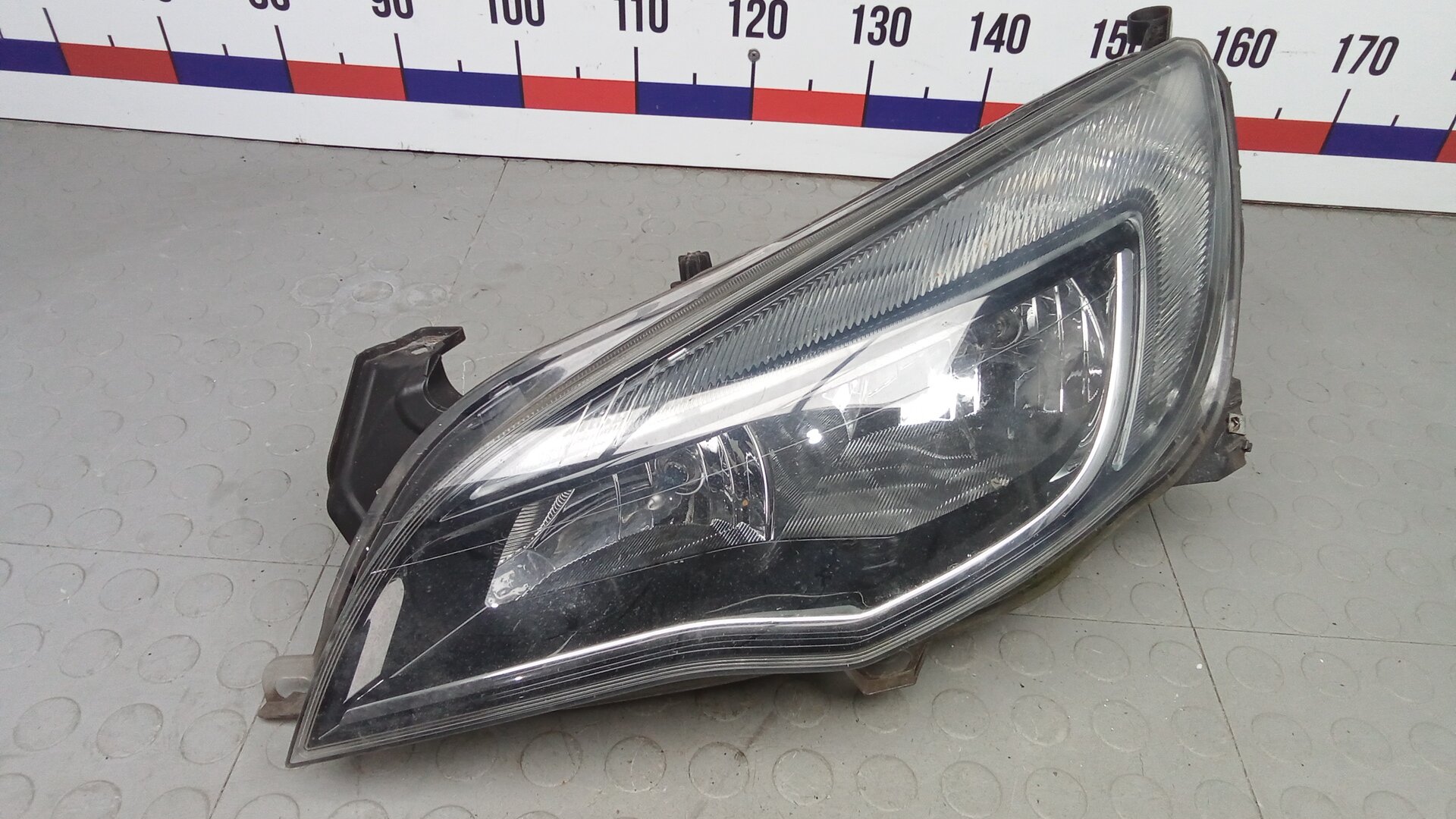 Фара левая OPEL ASTRA J