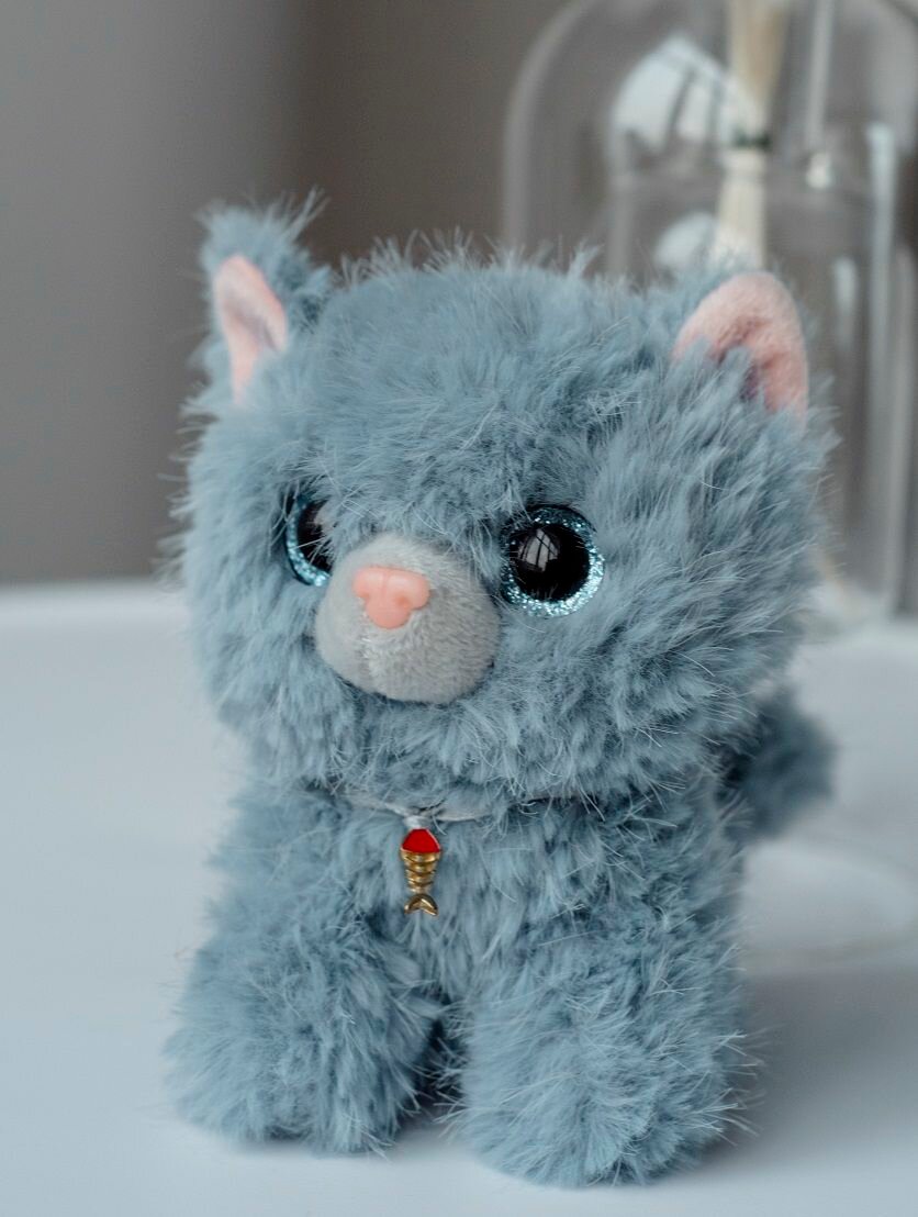 Мягкая игрушка брелок Кот Кнопка, голубая.