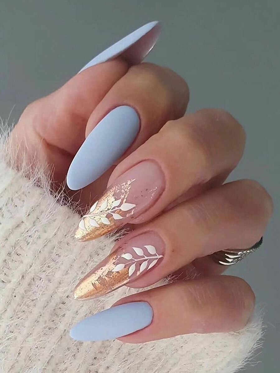 Накладные ногти с дизайном / лепестки