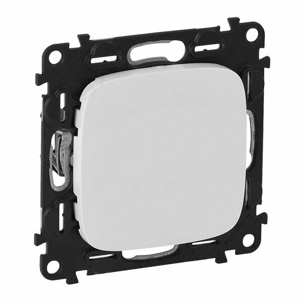 Заглушка с суппортом с накладкой Legrand Allure белый 755185