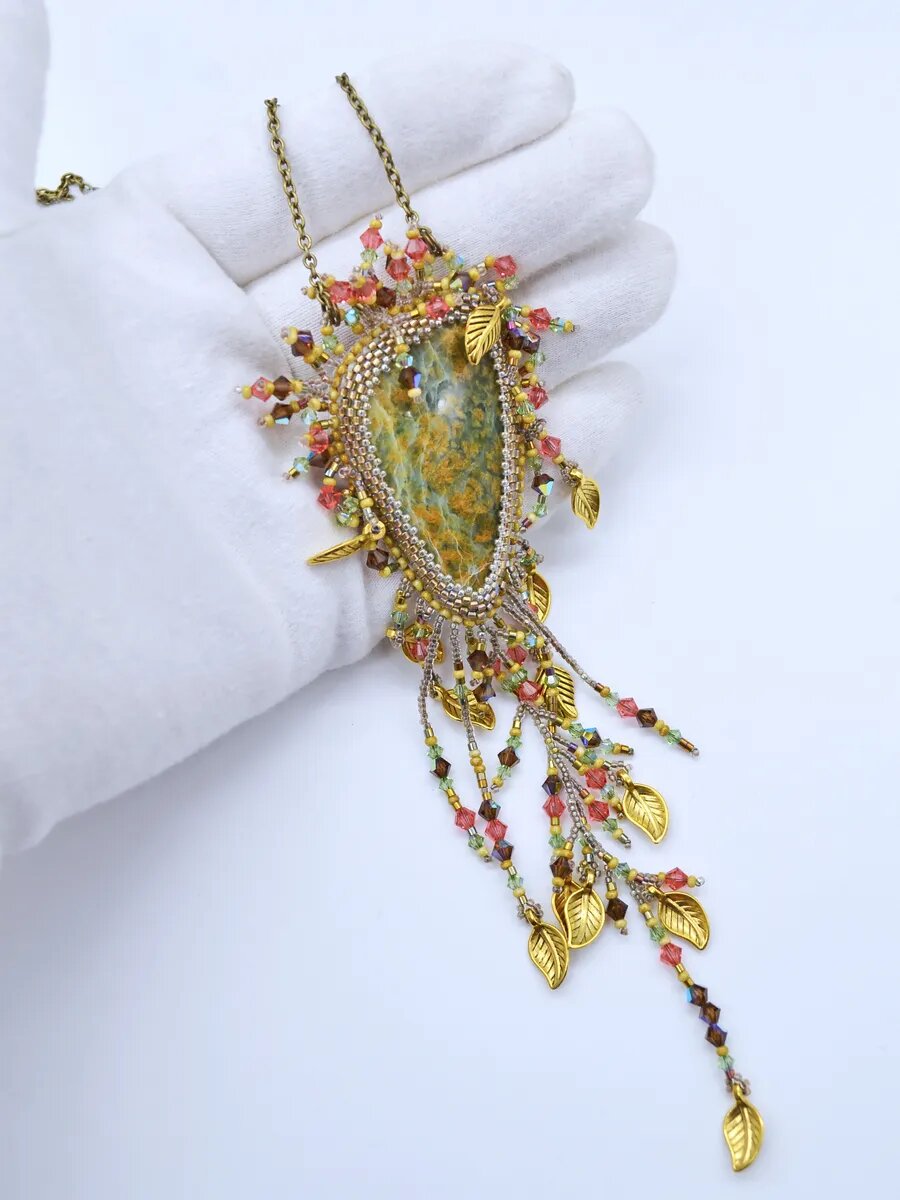 Колье, кристаллы Swarovski