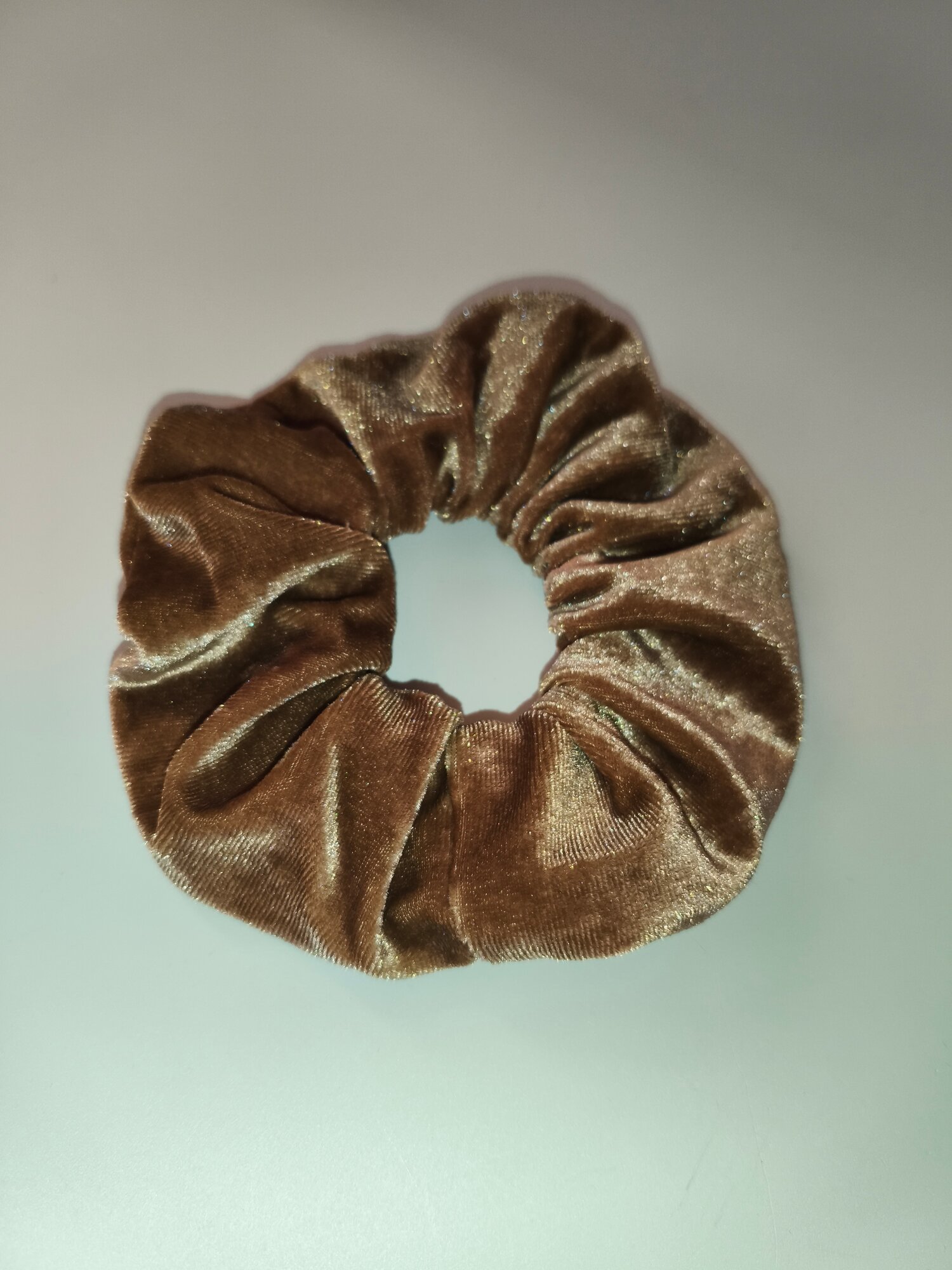 Резинка для волос бархатная, диаметр 13 см, цвет бежевый