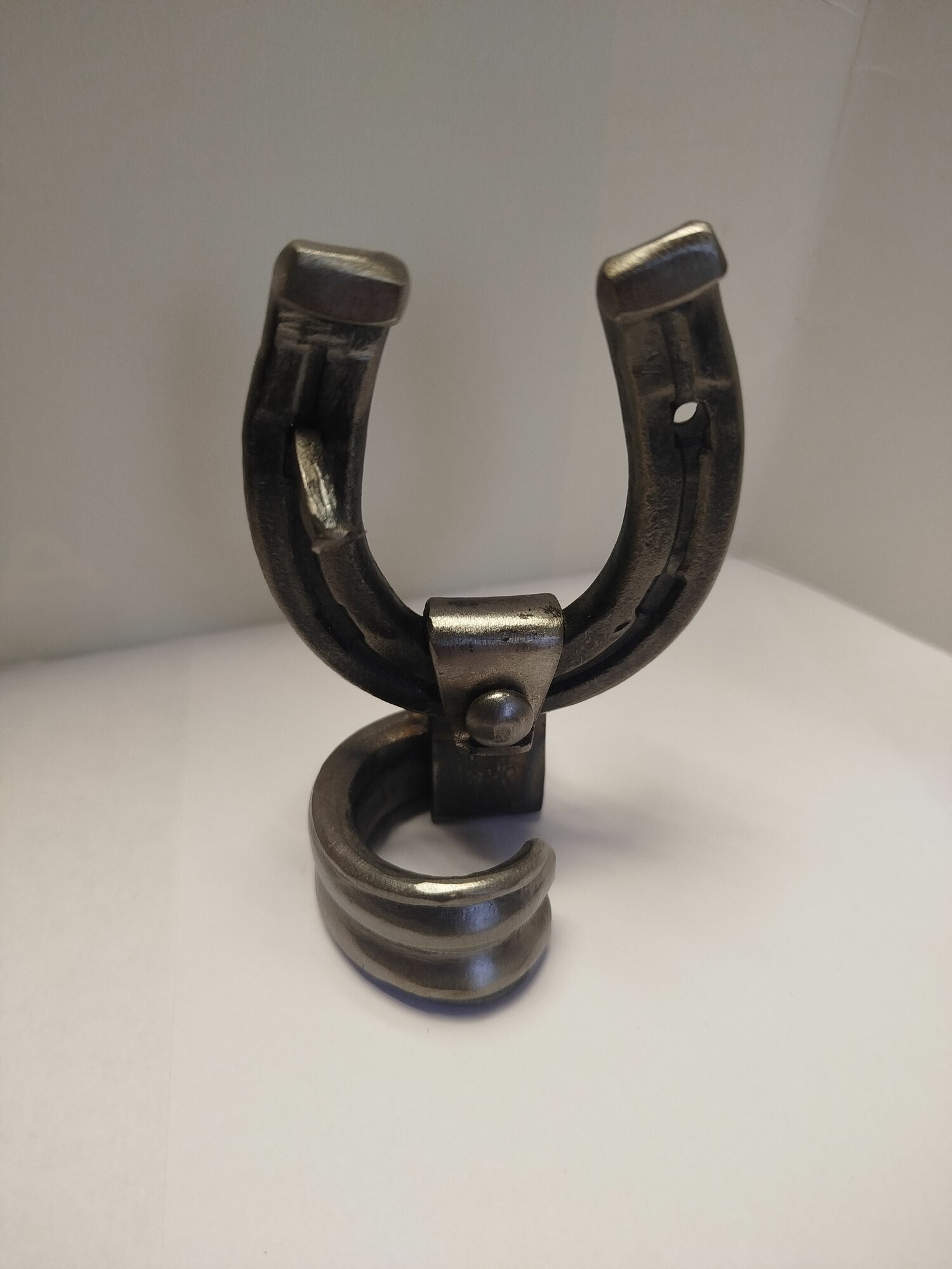 Подкова кованая