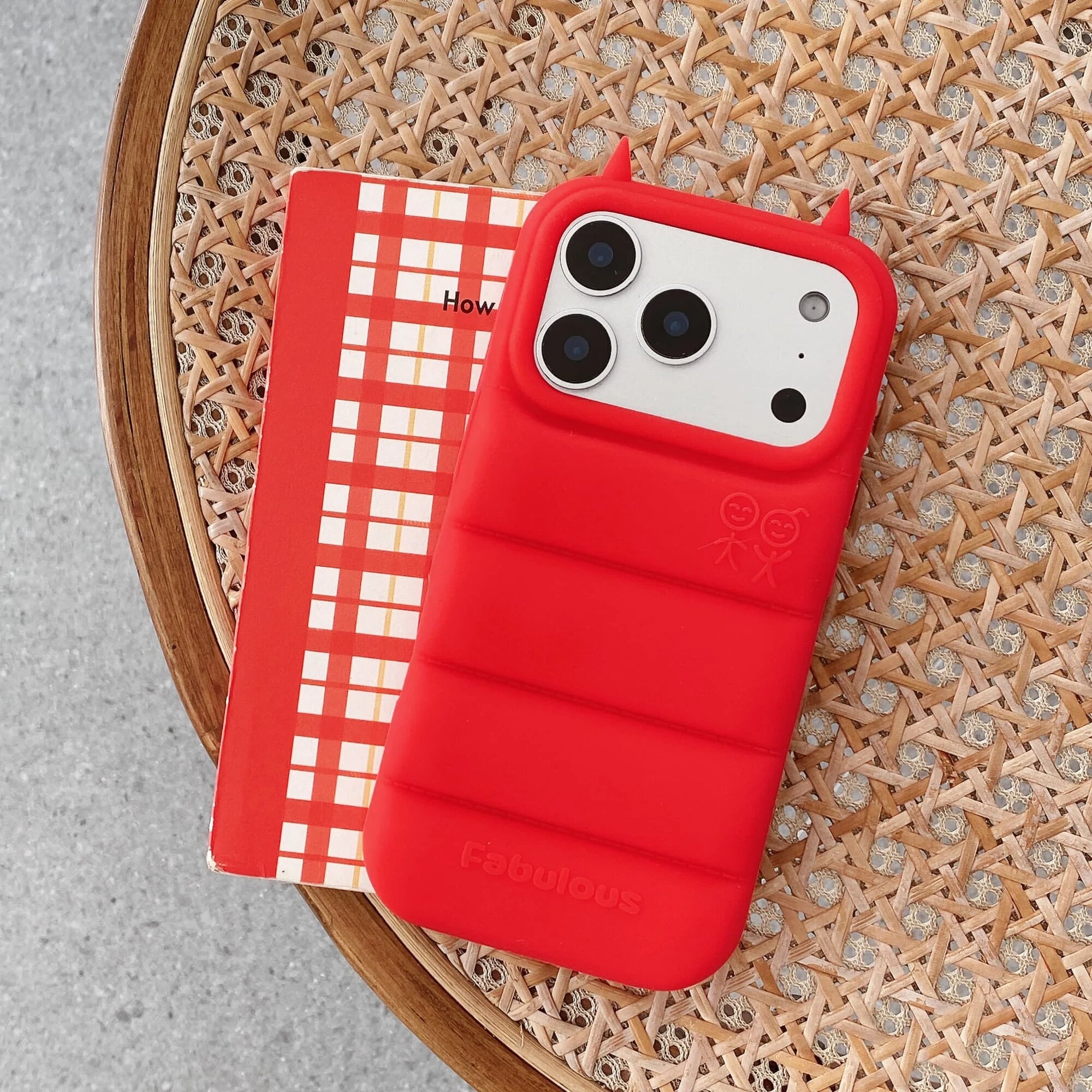 Мягкий Силиконовый Чехол Для Apple iPhone 13/14/15/16/17 Pro Max С iPhone17 Pro, Красный, Red