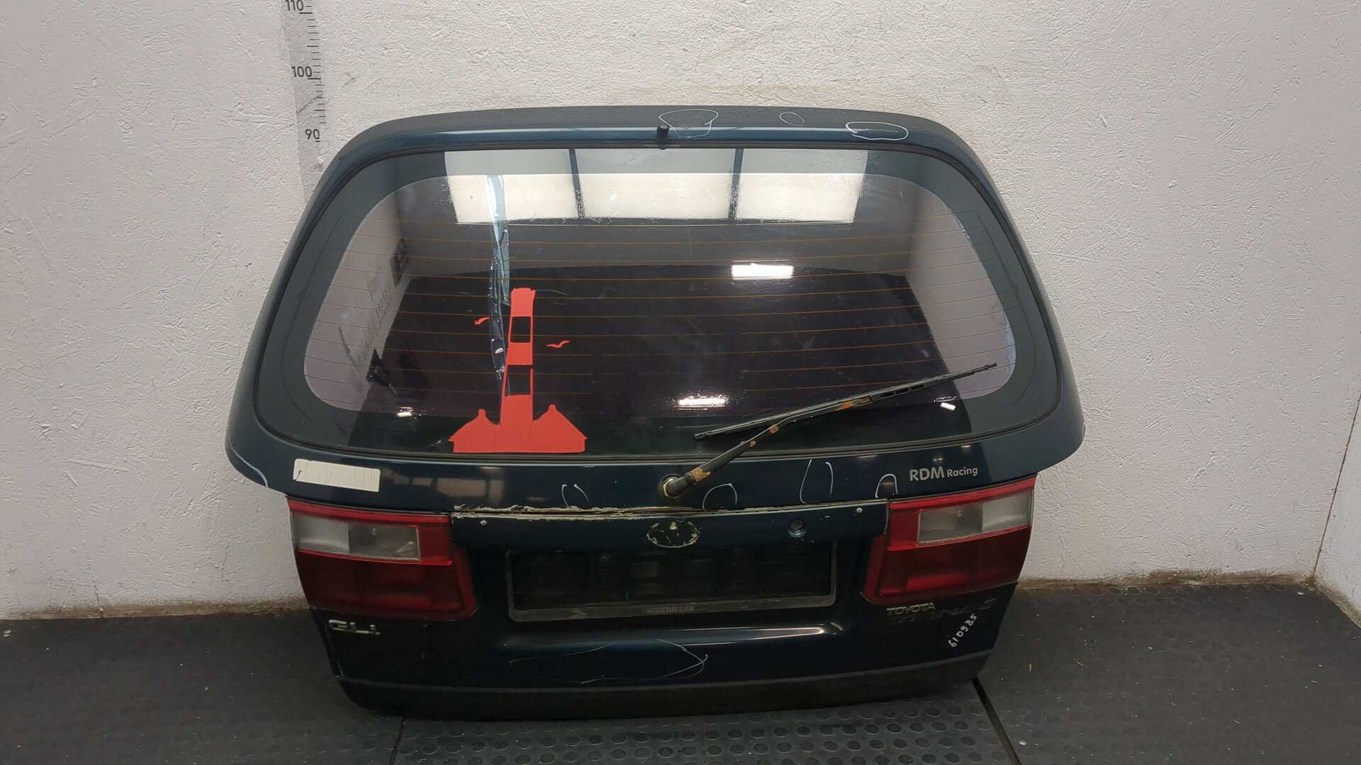 Крышка (дверь) багажника Toyota Carina E Б/У