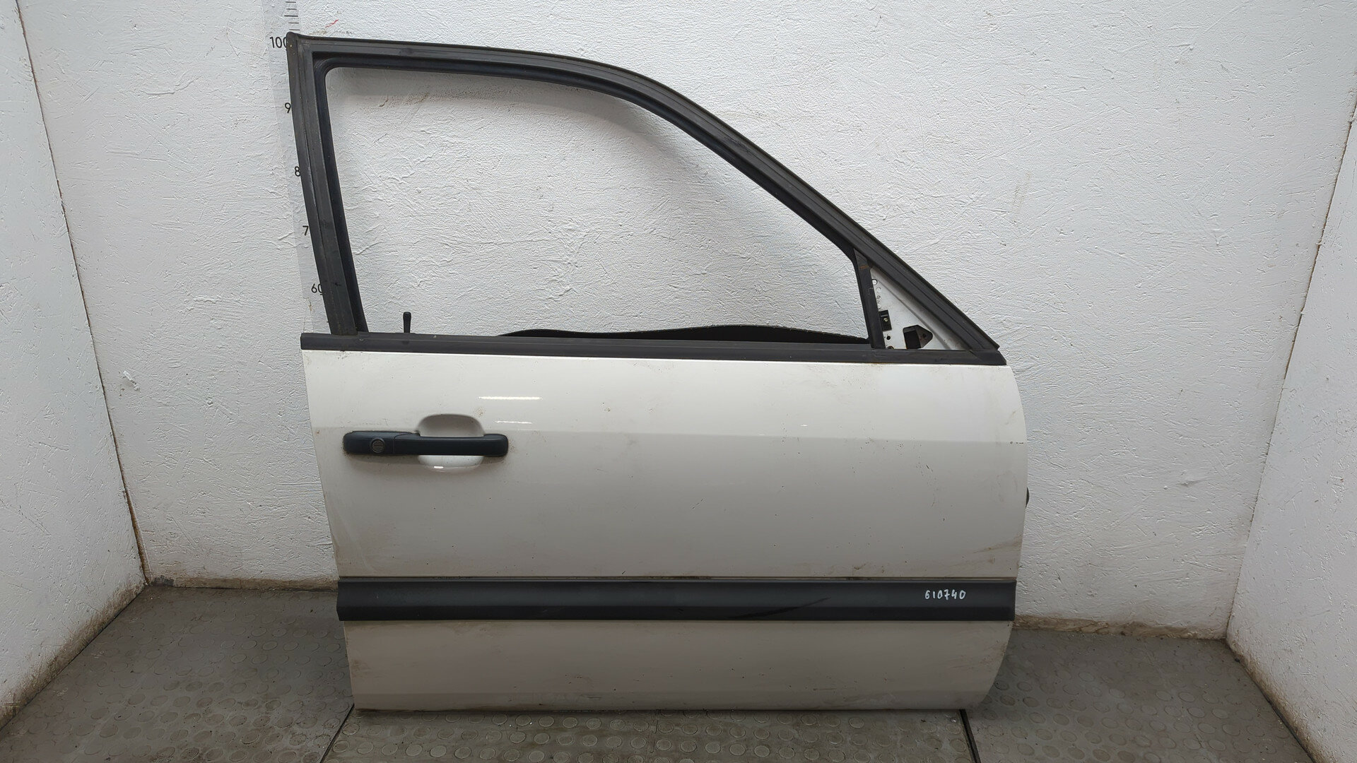 Дверь боковая (легковая) правая передняя Volkswagen Passat 4 Б/У