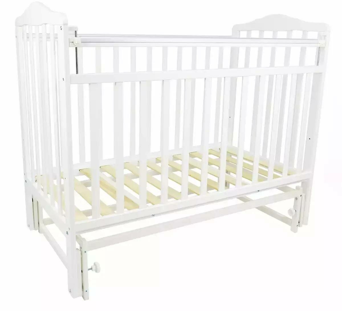 Кроватка детская Сиверко белая. опускающаяся планка, маятник поперечный, без ящика, грызунки