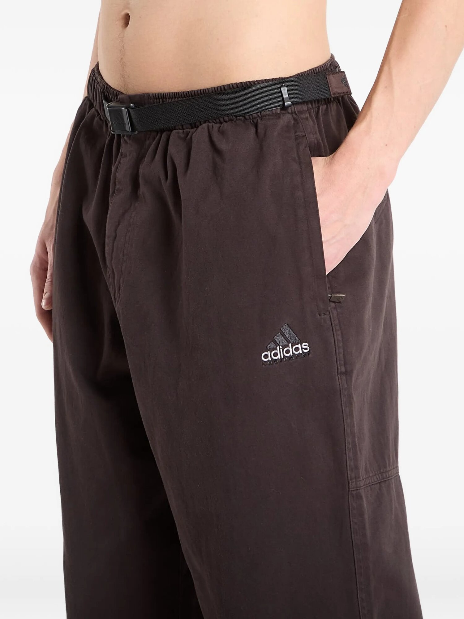 Брюки классические adidas, размер 2XL, коричневый — фото 1
