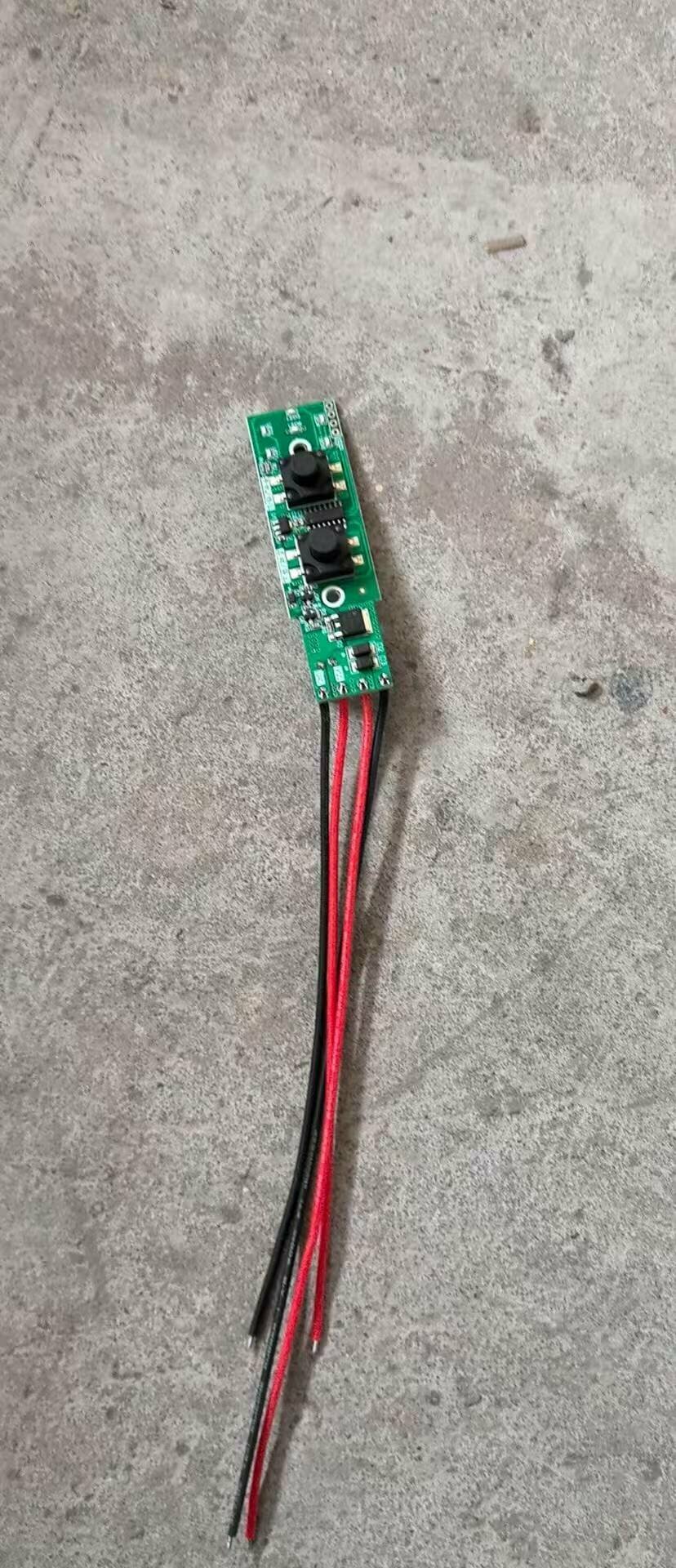 Аккумуляторный вибратор для укладки плитки 21 В, 2 акб, плата в комплекте