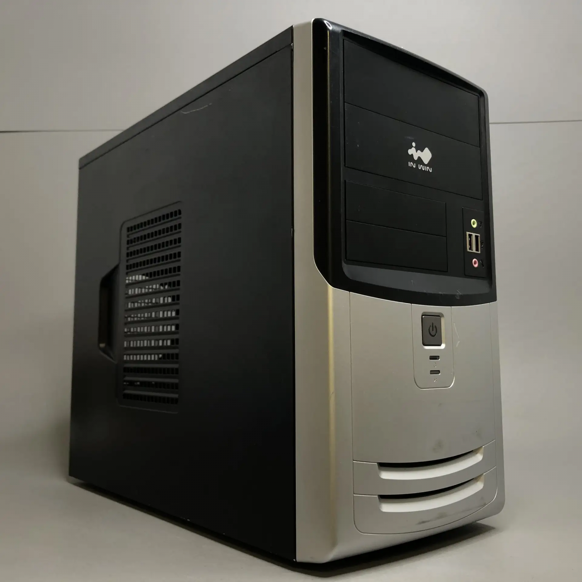 ПК Intel Core i7-6700K / 16Gb / 240Gb SSD + 500Gb HDD / Intel HD / ATX-450W