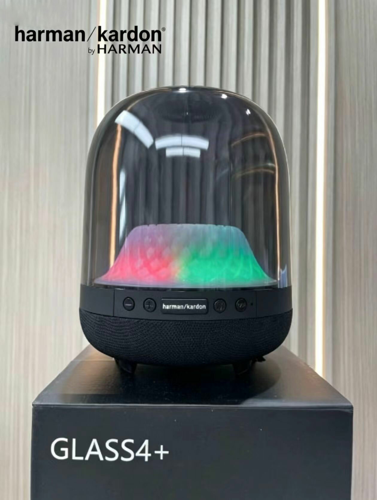 Твитер Harman Kardon четвертого поколения, мощностью 100 Вт, с расширением басов до 45 Гц.