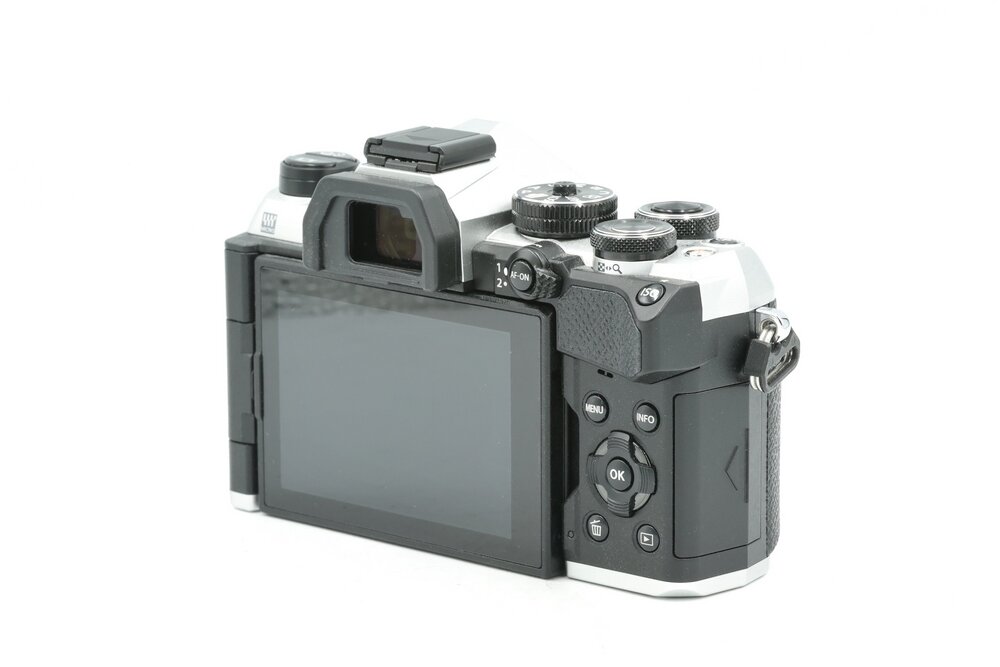 Беззеркальный фотоаппарат OM System OM-5 Mark II Body, серебристый