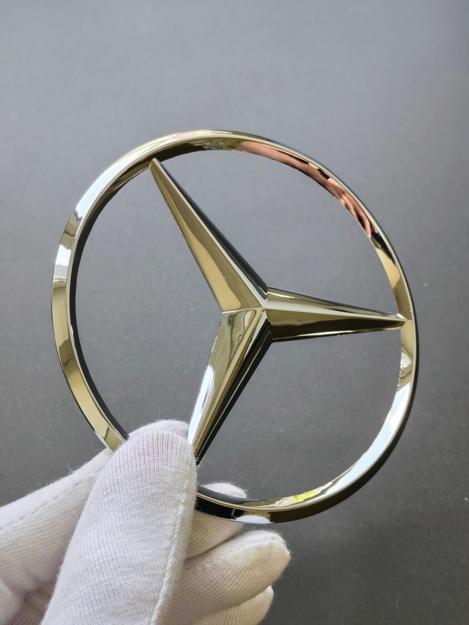Шильдик значок для Mercedes A 212 817 00 16 хром. Эмблема на крышку багажника Мерседес 88мм 1шт