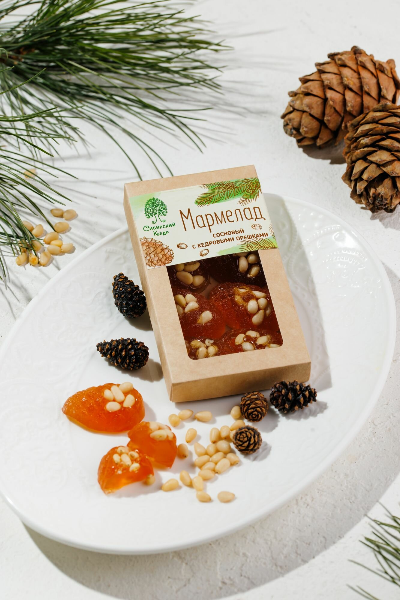 Мармелад сосновый с кедровыми орешками 110 гр