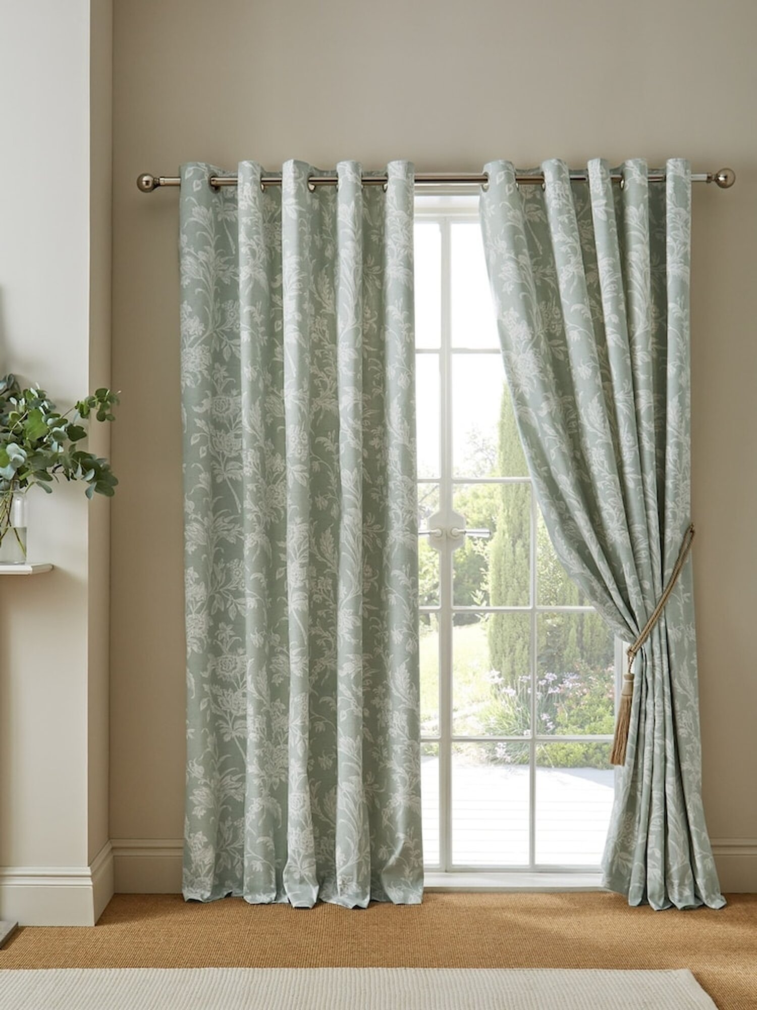 Шторы плотные Laura Ashley Lloyd Blackout с люверсами, размер 223х274 см, цвет зеленый шалфей, AJ4-693_3