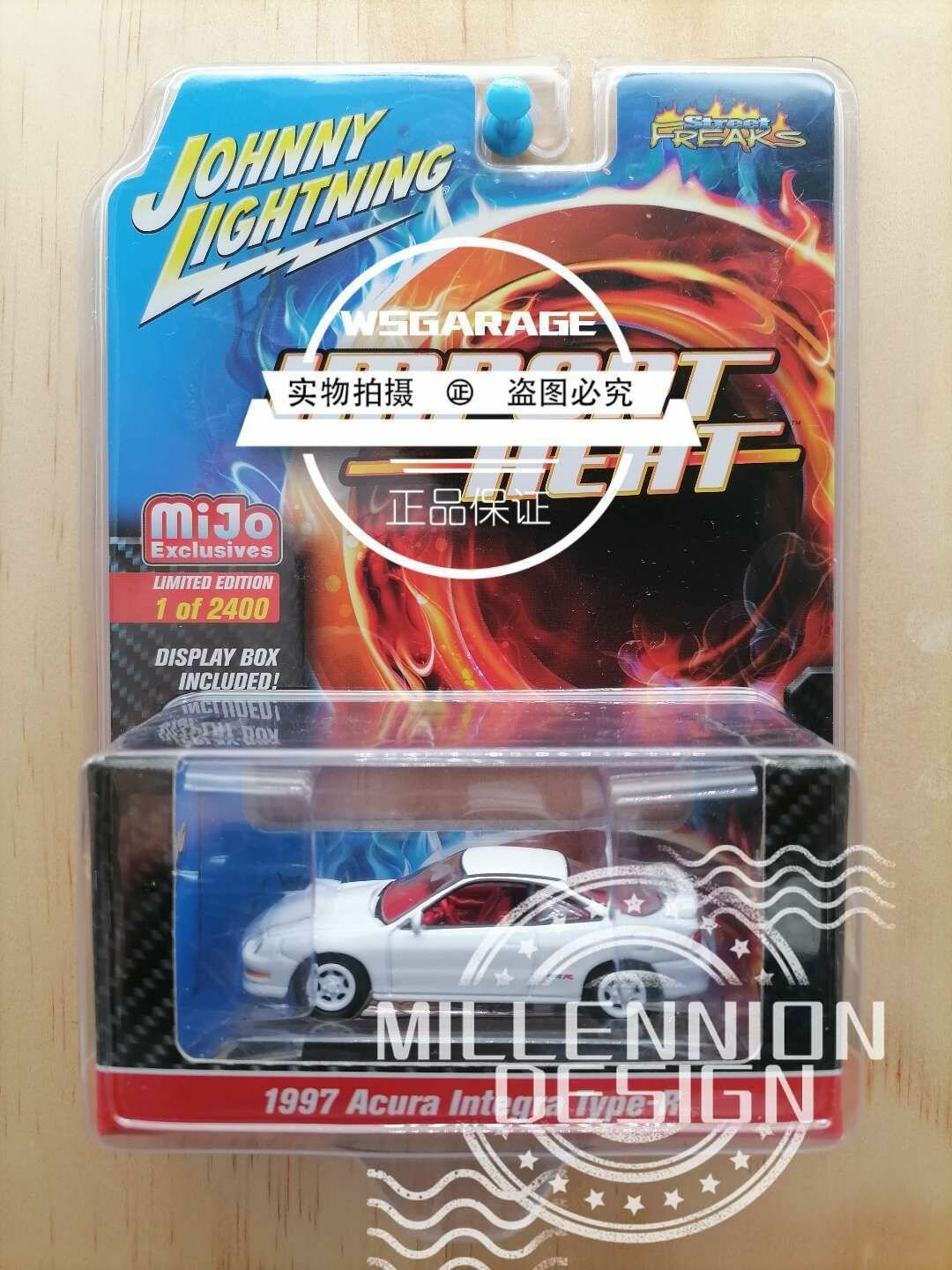 Johnny Lightning , литая модель 1:64, серия Honda Civic(1997 Acura Integra Type-R White)