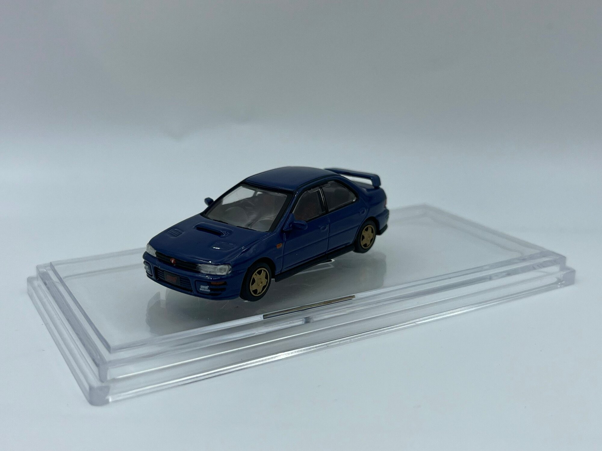 BM 1/64 Scale Subaru Impreza WRX 1994 с аксессуарами - литая модель автомобиля