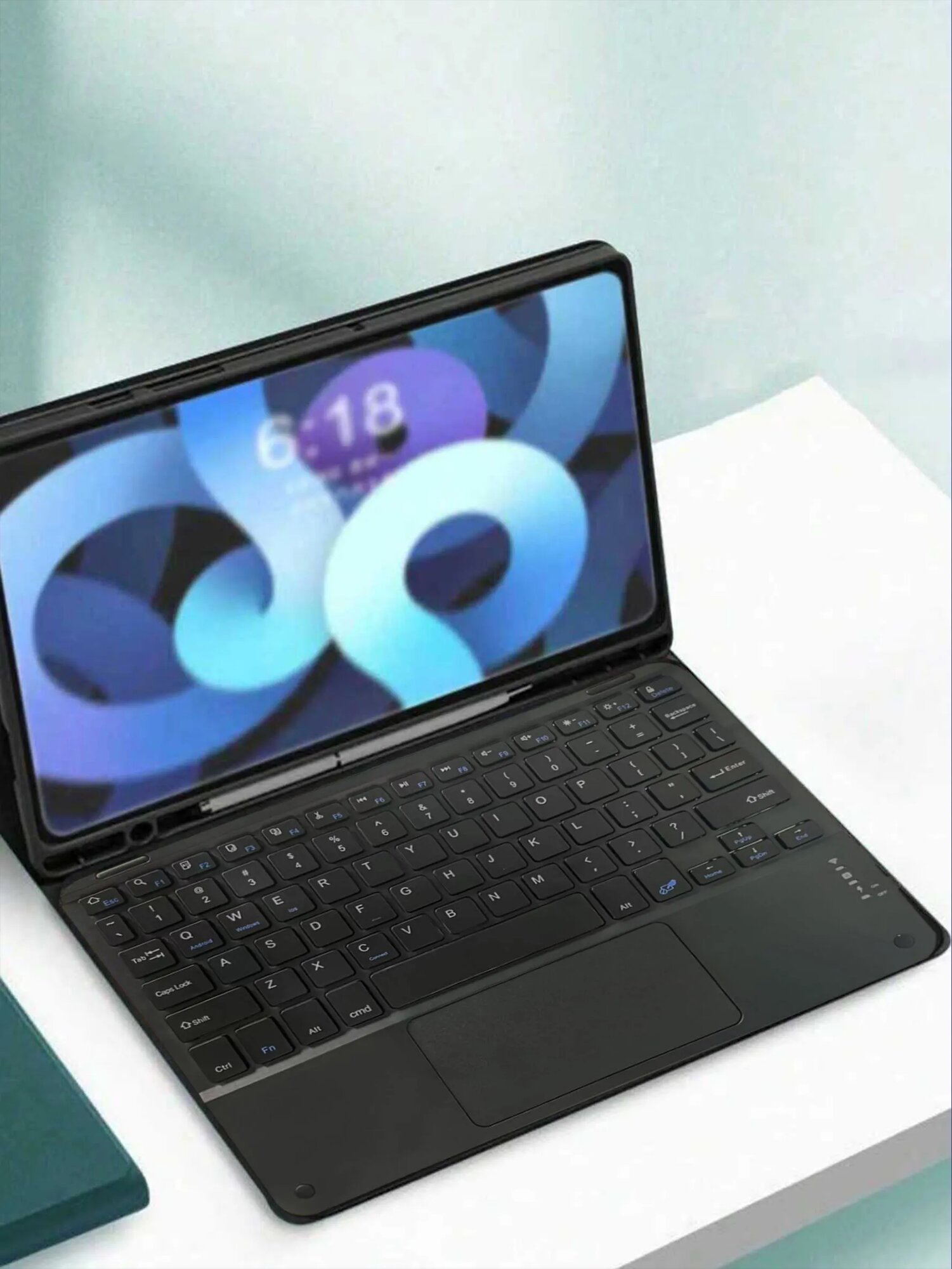 Беспроводная клавиатура T-WOLF black для iPad
