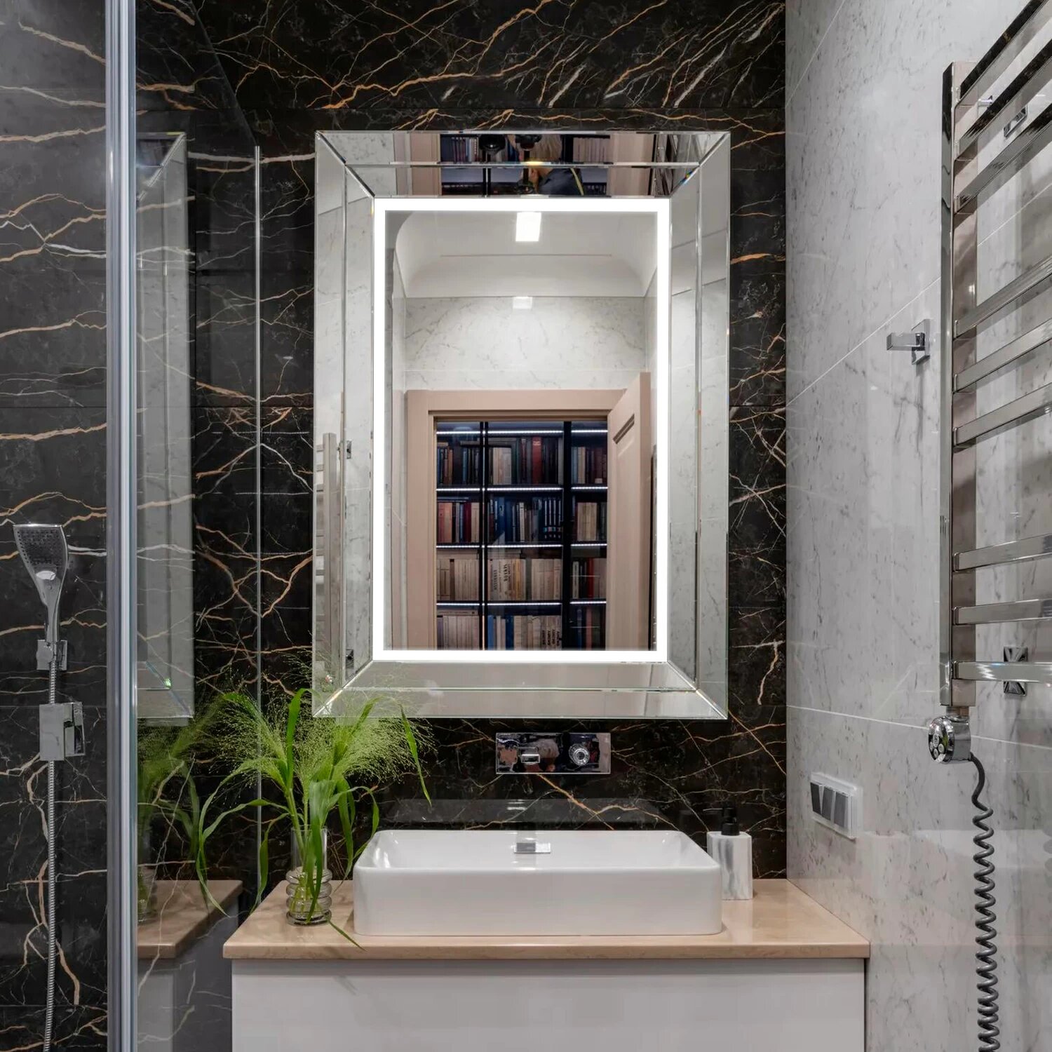 Зеркало в двойной зеркальной раме с подсветкой 60х120 см