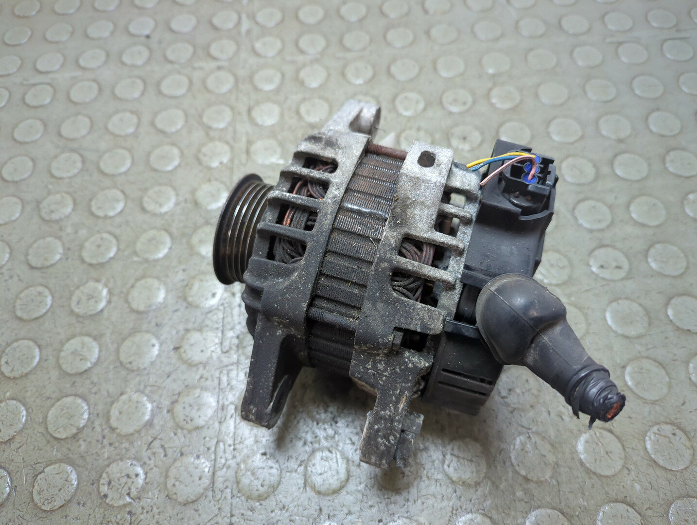 Генератор Hyundai i20 Б/У