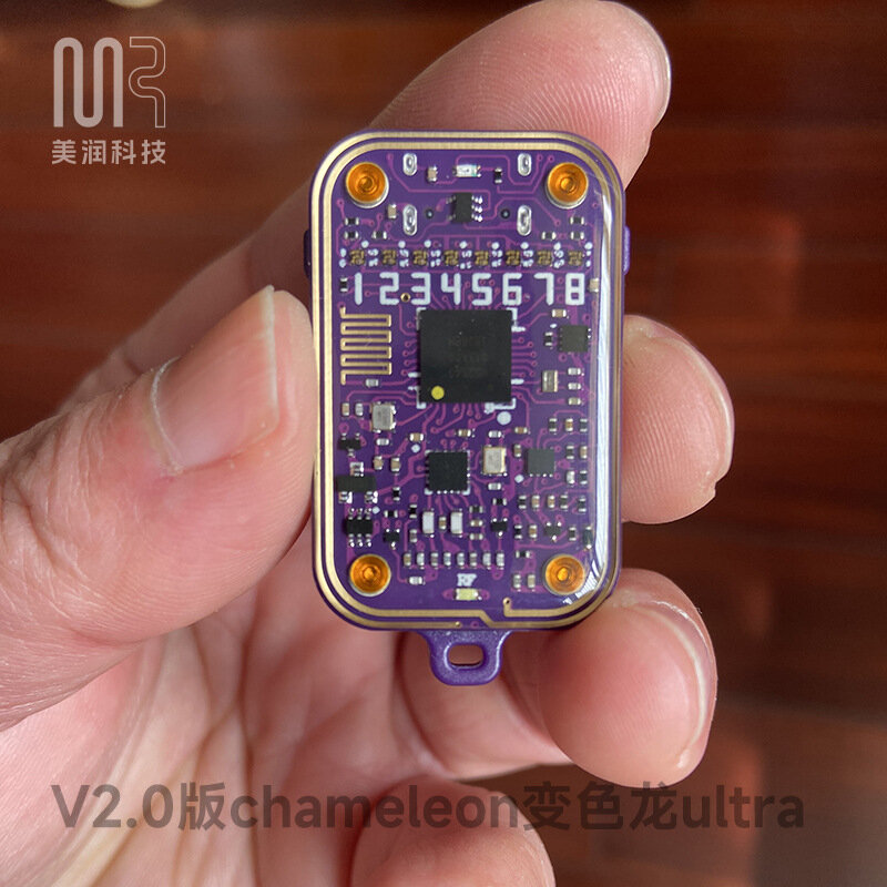 Версия 2.0 симулированного картридера Chameleon Ultra XBCOPY с функциями Bluetooth и записи IC-карт.