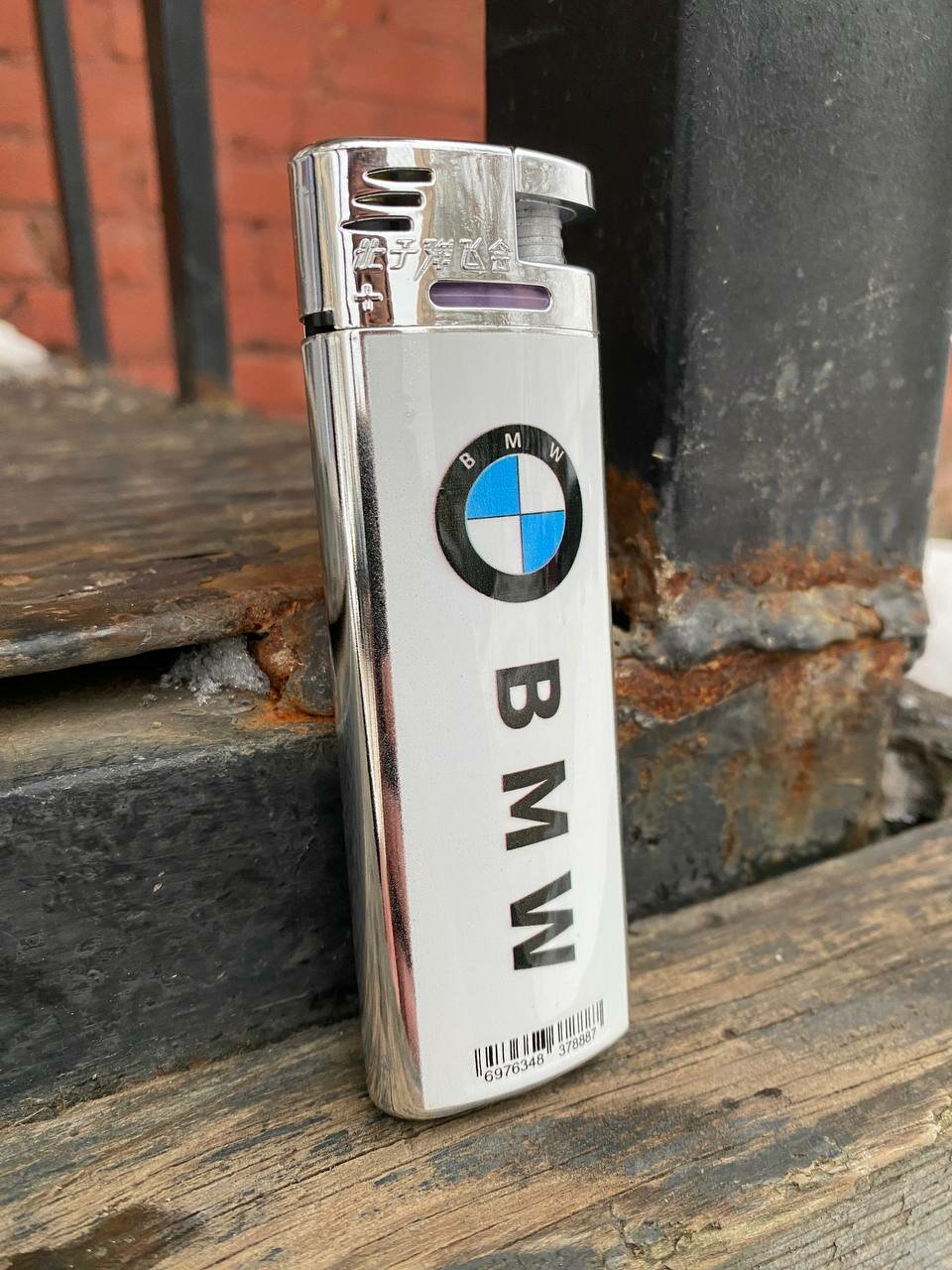 Зажигалка газовая BMW серия гигант без газа, белая, металлический корпус, турбо