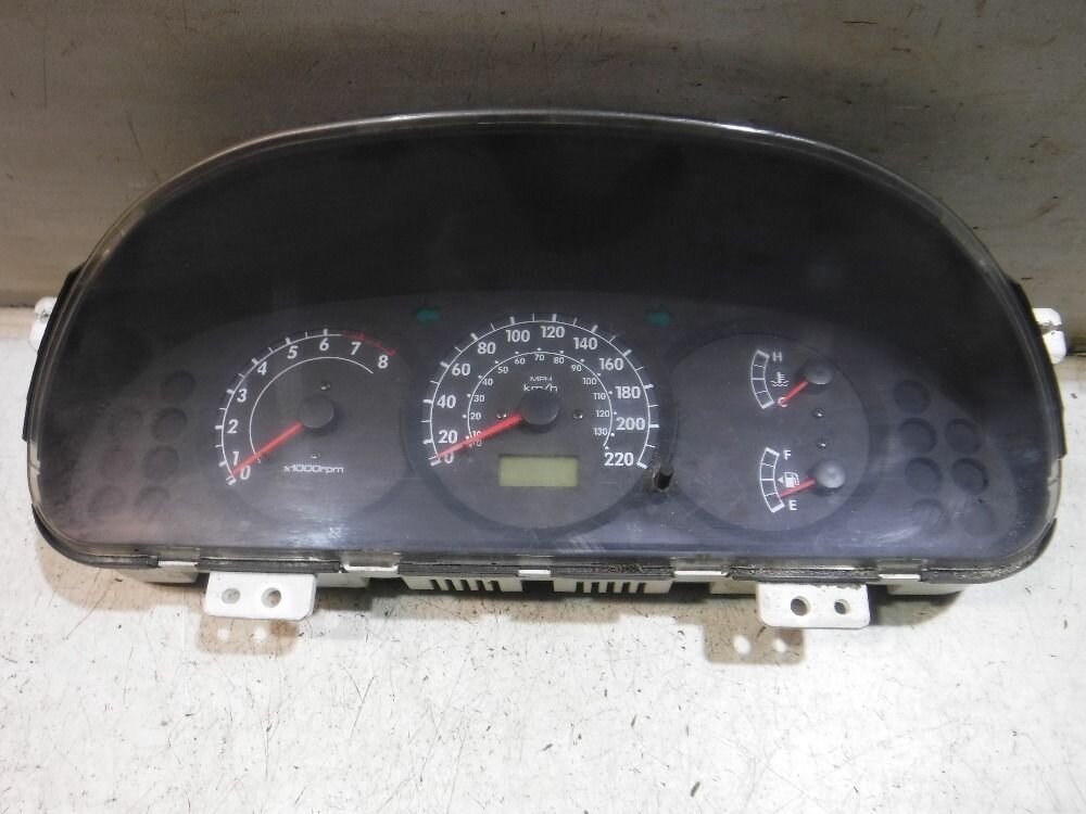 Панель приборов Kia Spectra