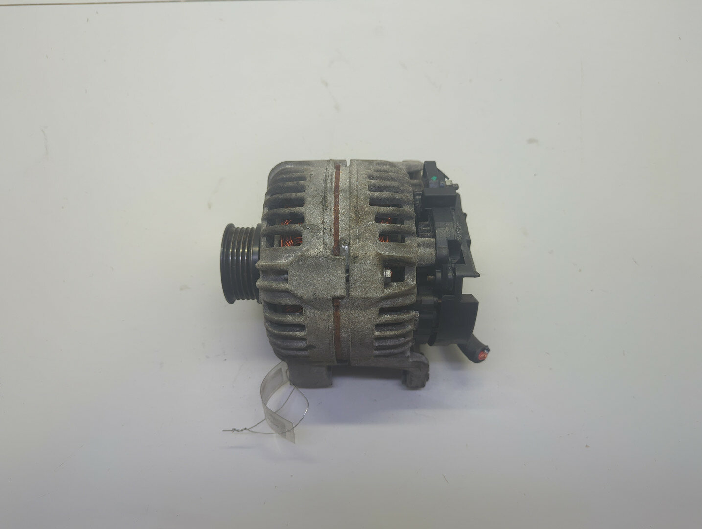 Генератор Opel Corsa C Б/У