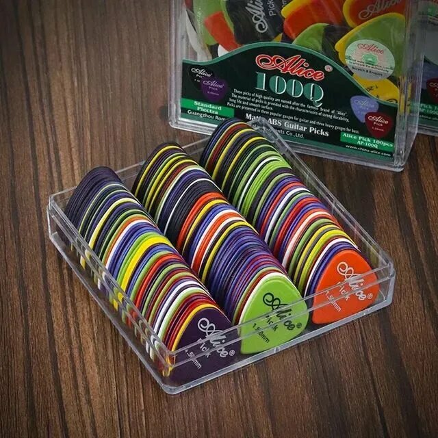 Медиаторы для электрогитары, акустической гитары, Alice AP-12P, пластик АБС 50 шт, гладкие, толщина 0,46-0,81/Случайная смесь