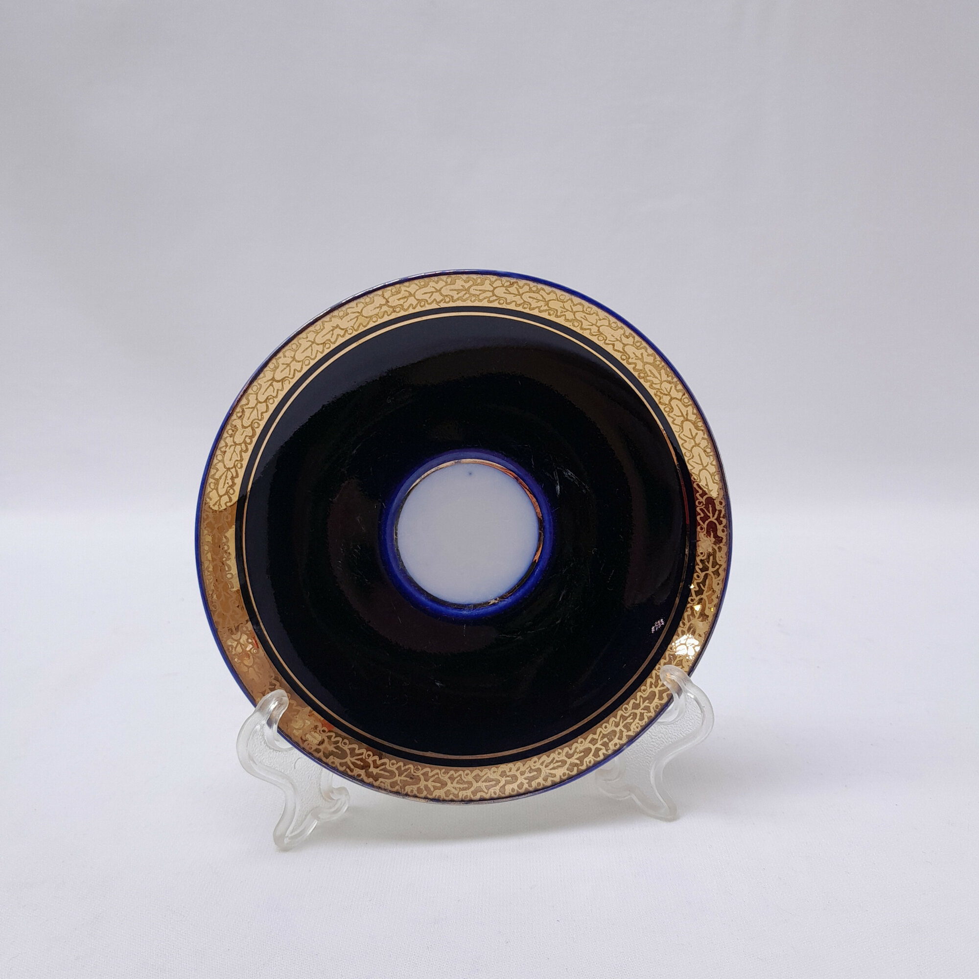 Винтажное чайное кофейное блюдце ЛФЗ, фарфор 13 см, СССР