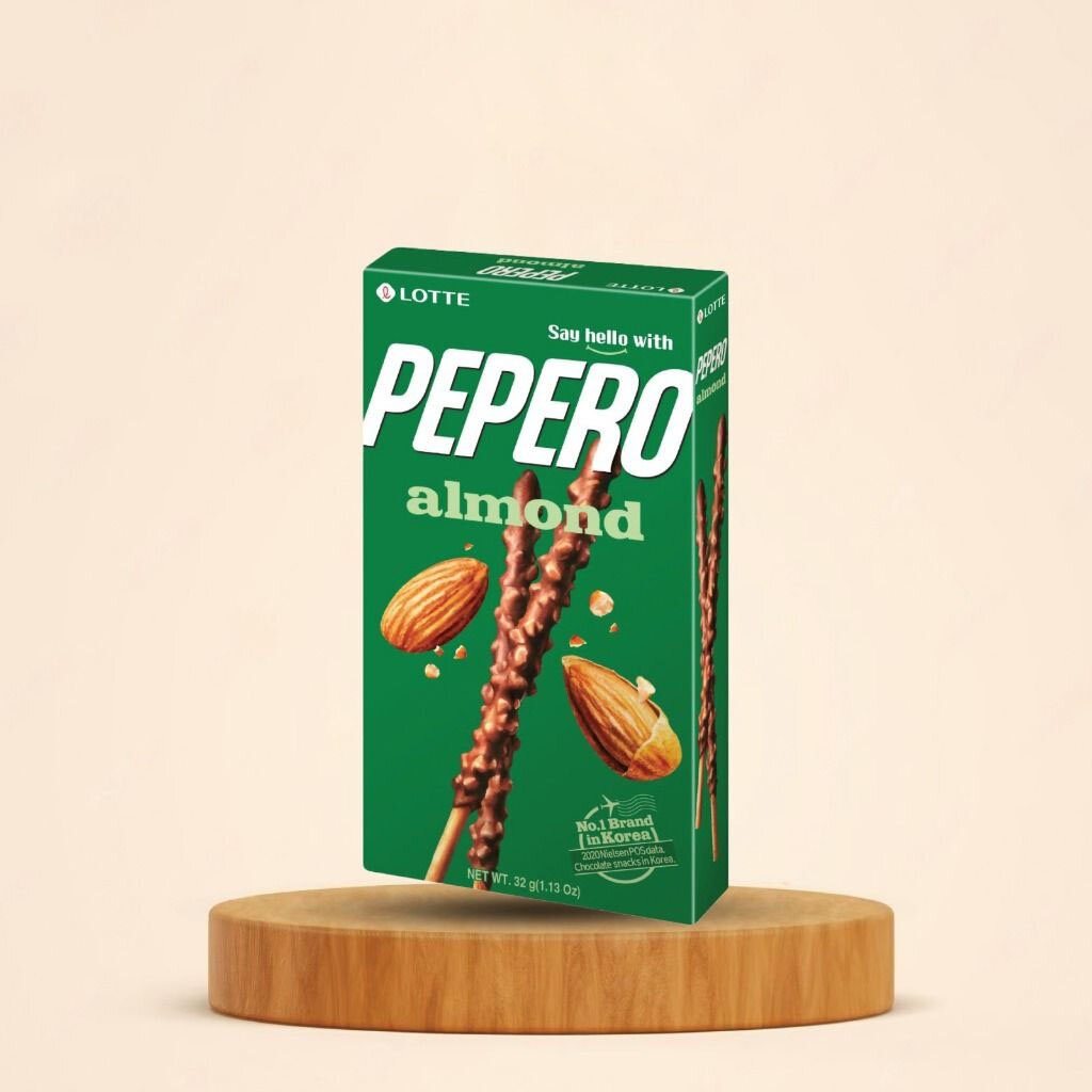 Хрустящие палочки Pepero Lotte в шоколаде с миндалем 36 г, азиатский десерт, Южная Корея