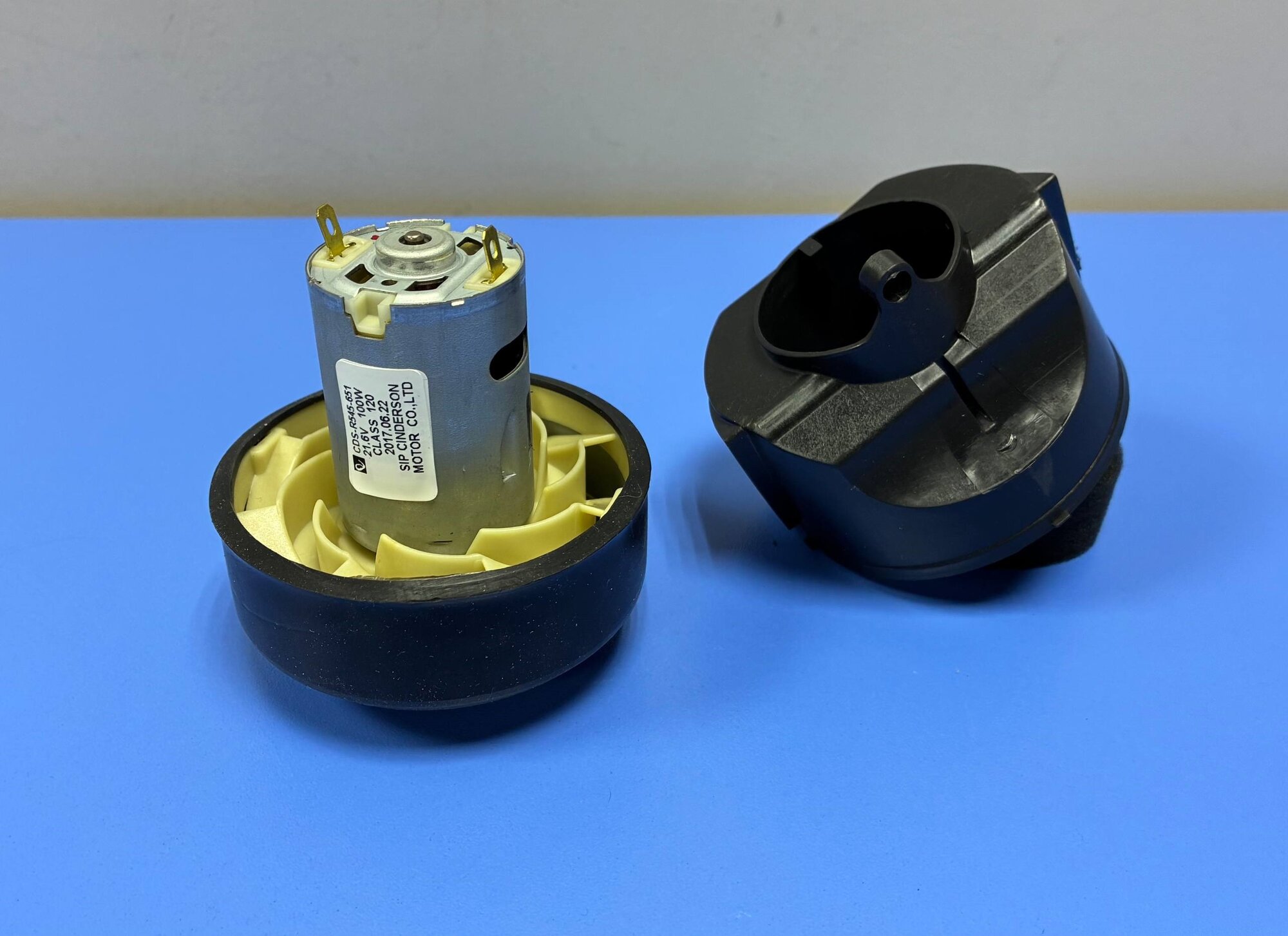 Мотор ручного пылесоса Vitek VT-8133 B