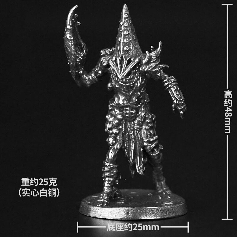 Металлическая статуэтка монаха из меди Doom