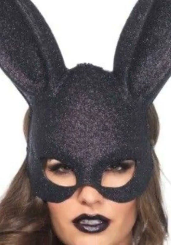 Маска карнавальная "Black Rabbit" — фото 1