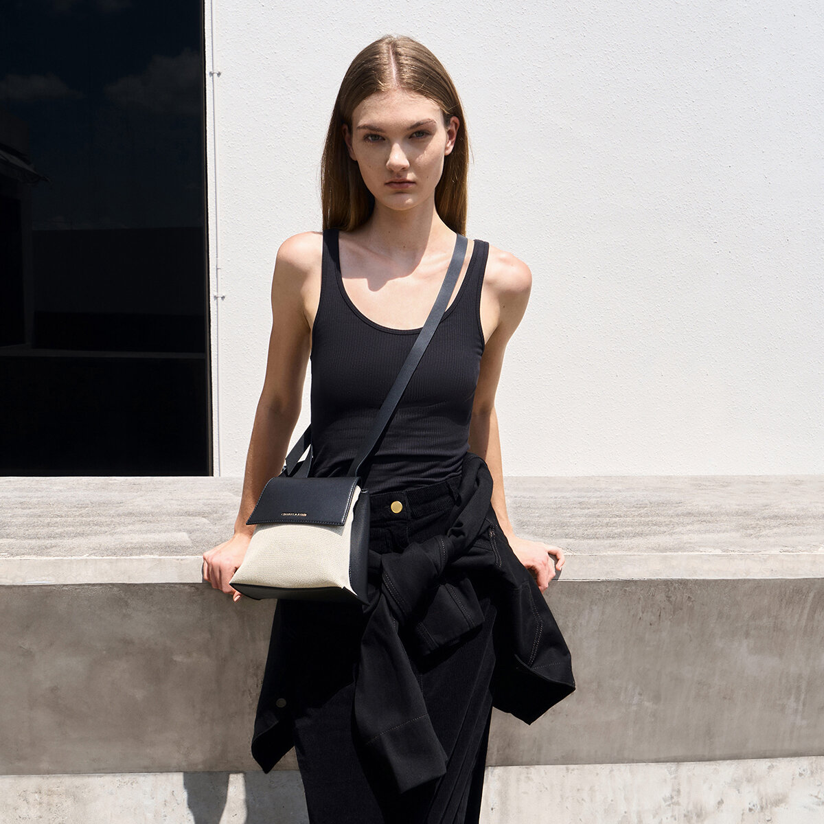 Сумка CHARLES & KEITH, фактура пэчворк — фото 1