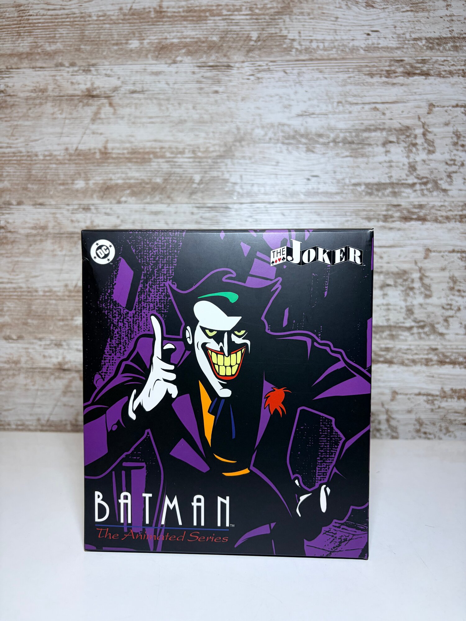 Фигурка Джокер, Joker, Batman the Animated Series, 18 см от Mezco Toyz