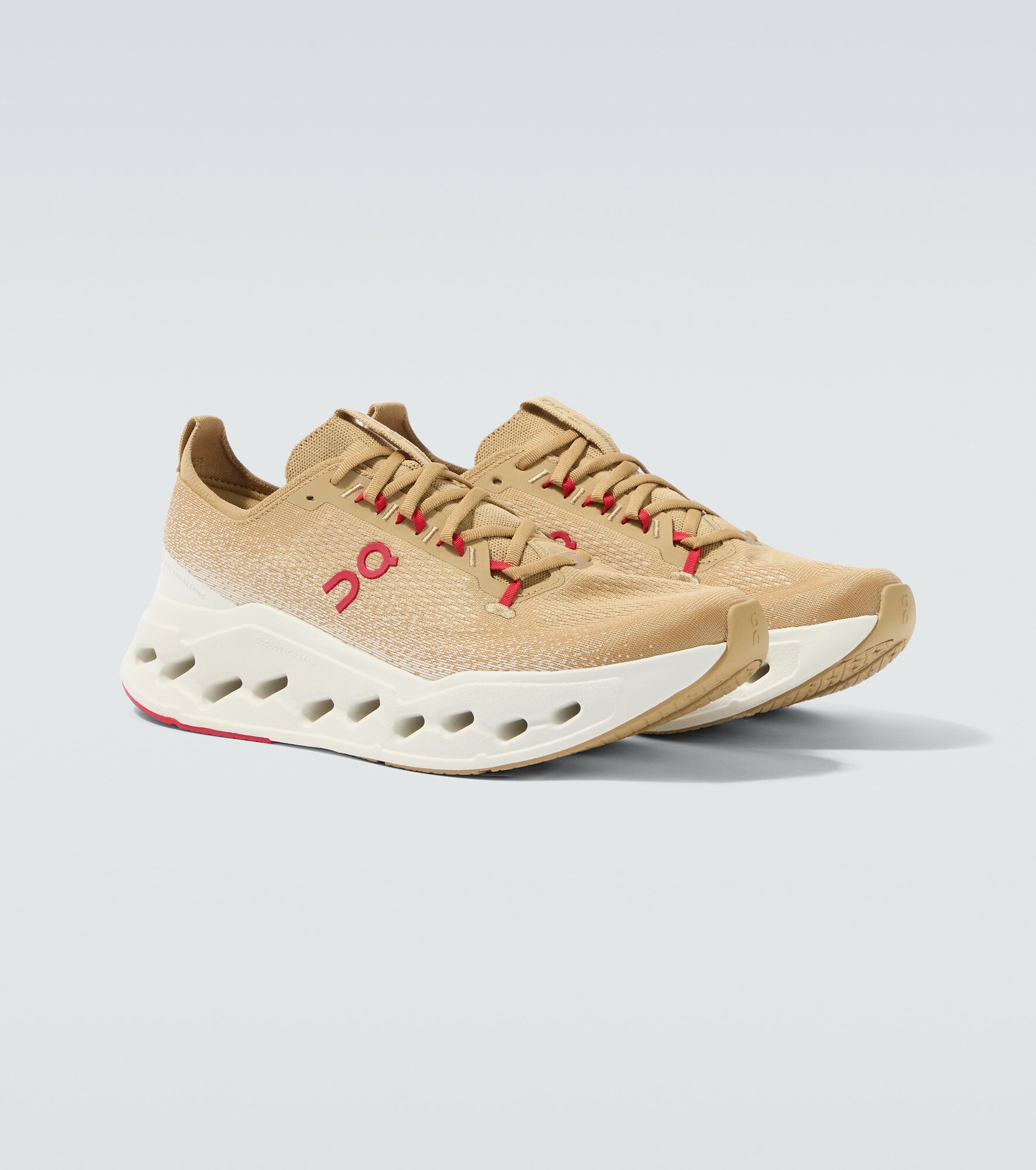 Кроссовки Running Cloudsurfer "Max Beige"