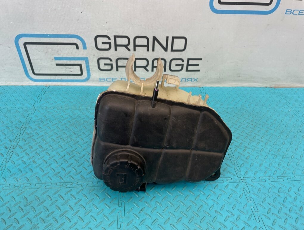 Бачок омывателя Mercedes-Benz C-Class 2005 W203 271.940 1.8 OEM A2035000049